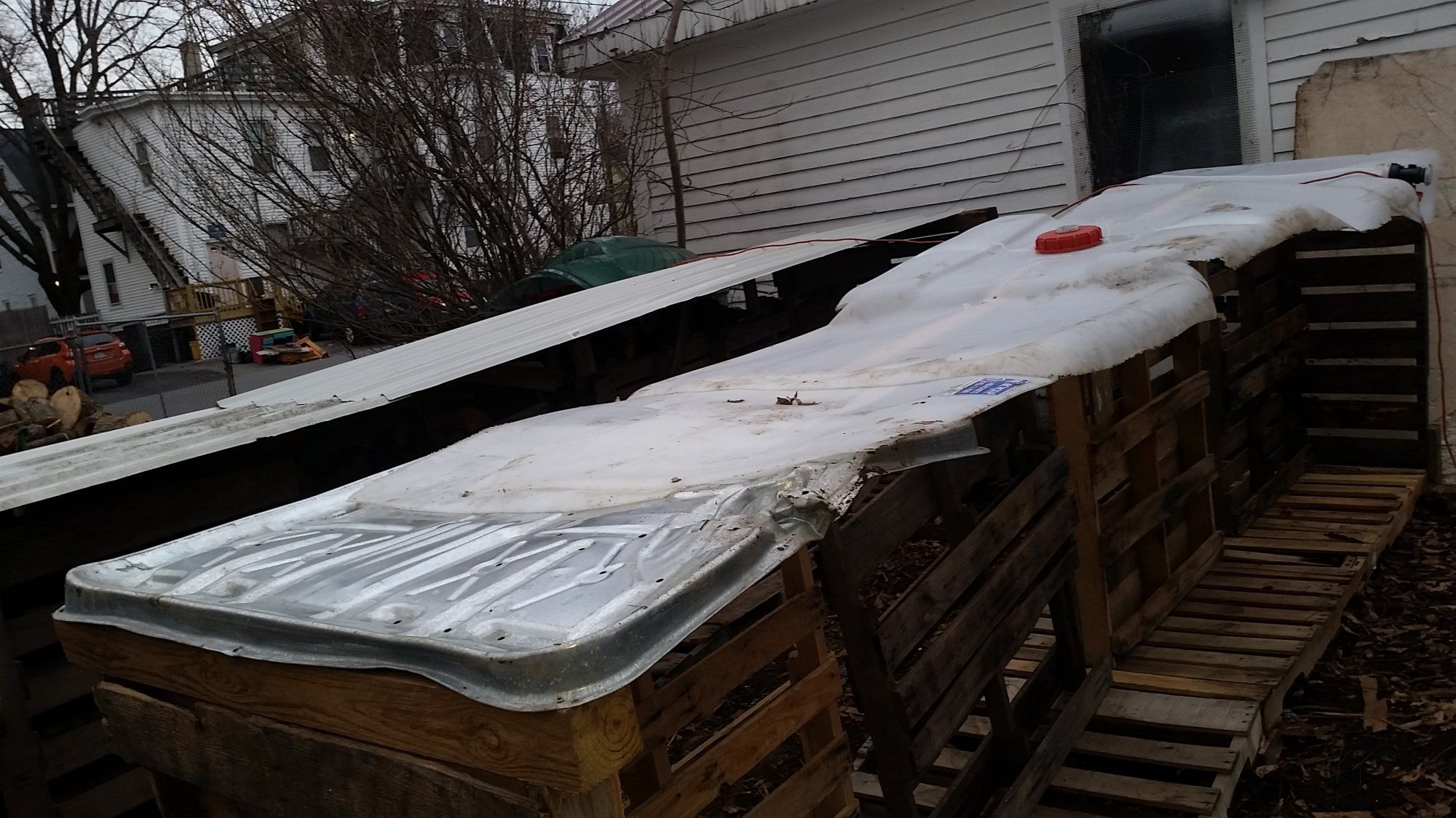 Simple Pallet Fire Wood Rack and IBC Tote Roof : 6 Steps (with Pictures ...