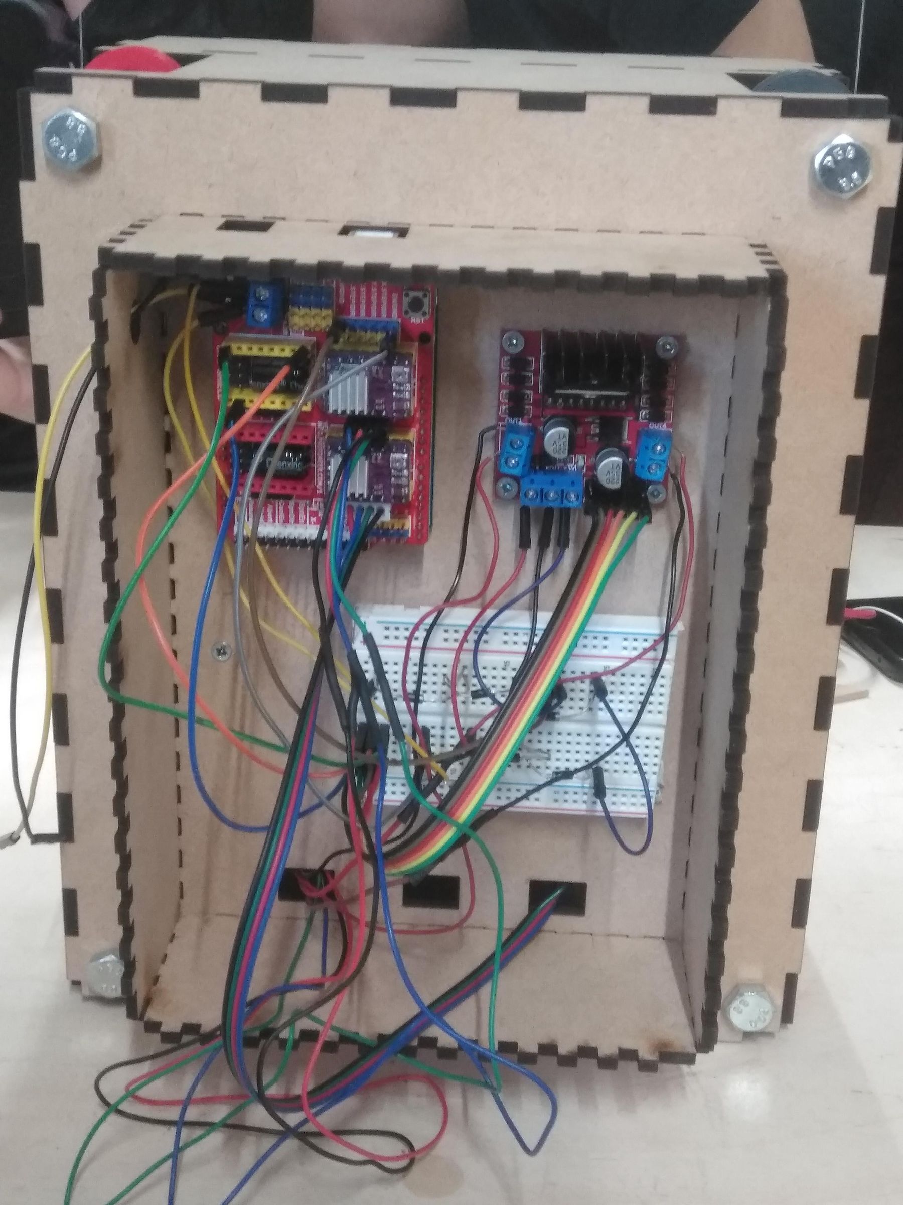 Skyscraper Window Cleaner Robot : 12 Steps - Instructables