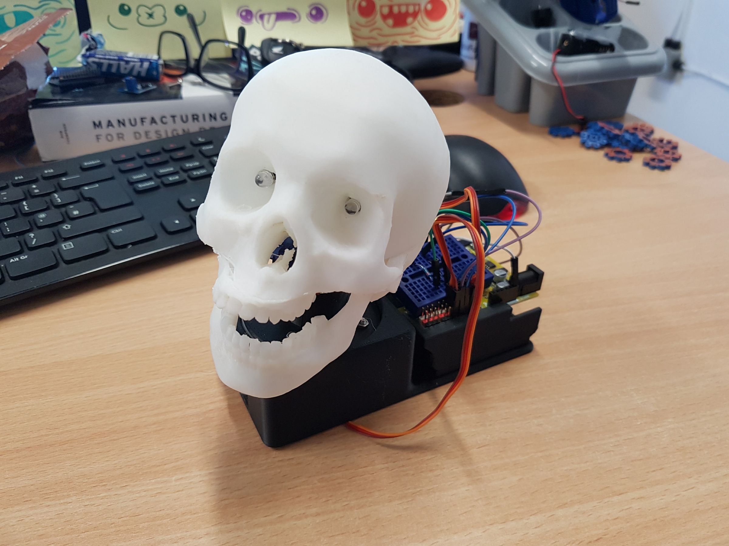 Motion Detection Halloween Talking Skull : 12 Steps (with Pictures ...