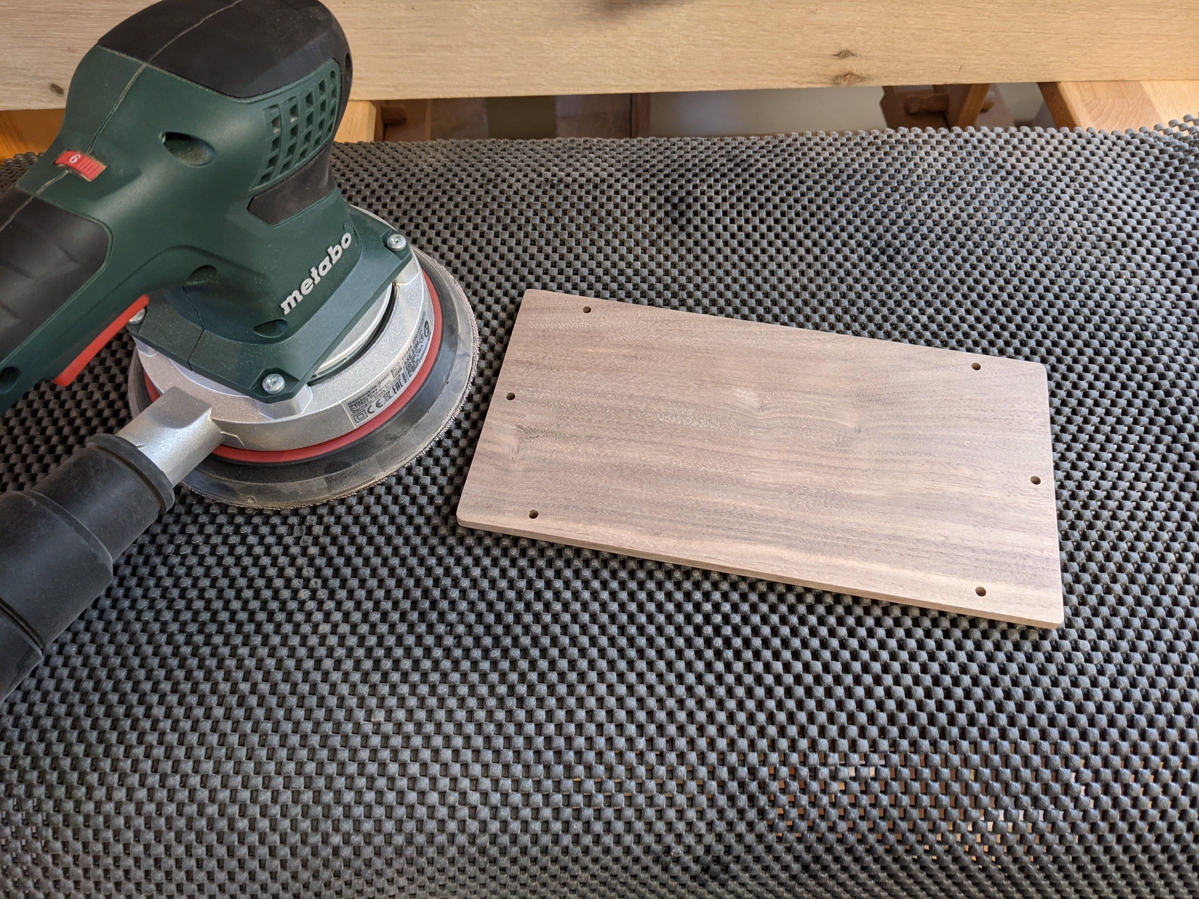 Walnut and Acrylic PC Build : 11 Steps (with Pictures) - Instructables