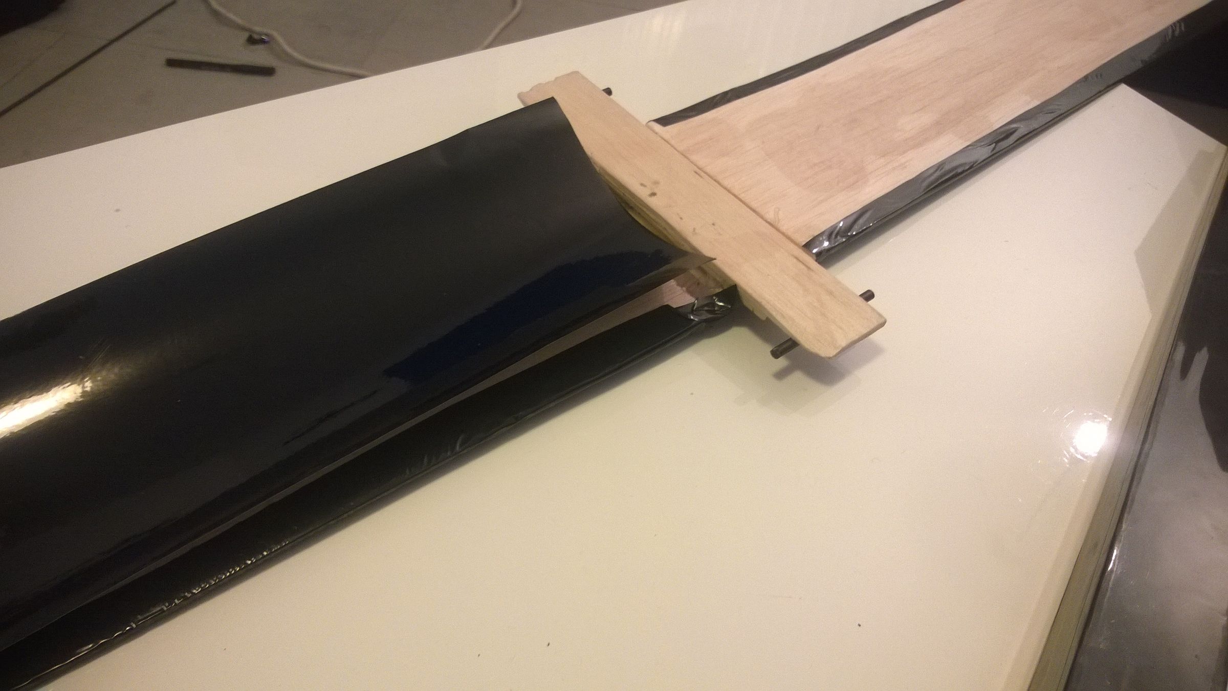 Glider 2m Wingspan : 11 Steps (with Pictures) - Instructables