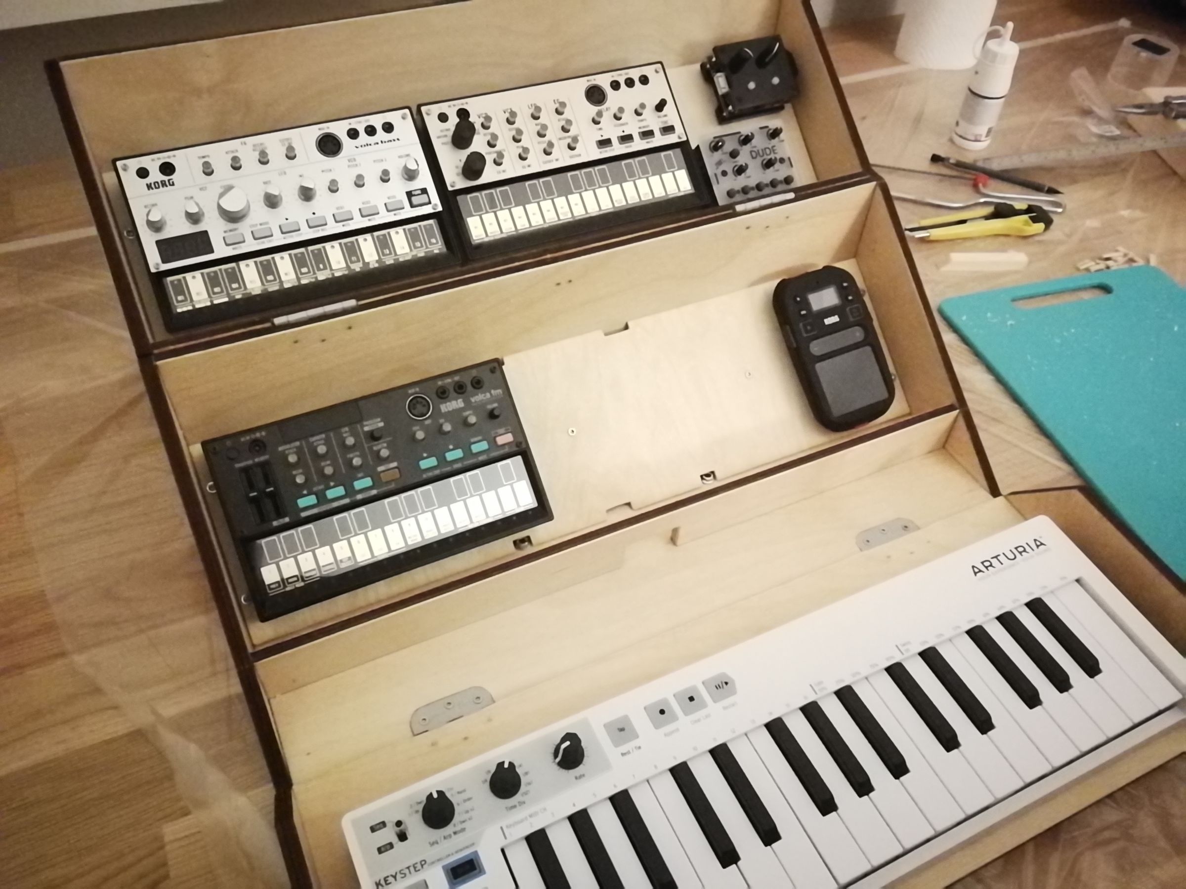 Volca Synth Foldable Case : 10 Steps (with Pictures) - Instructables