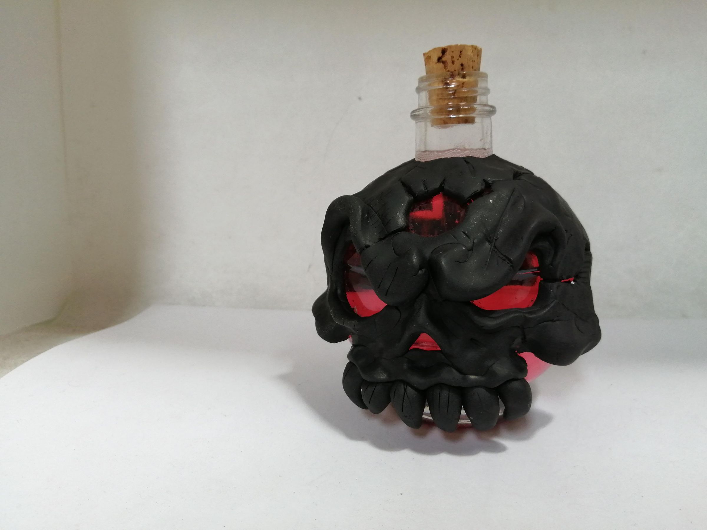 Charred Skull Potion Bottle : 4 Steps (with Pictures) - Instructables
