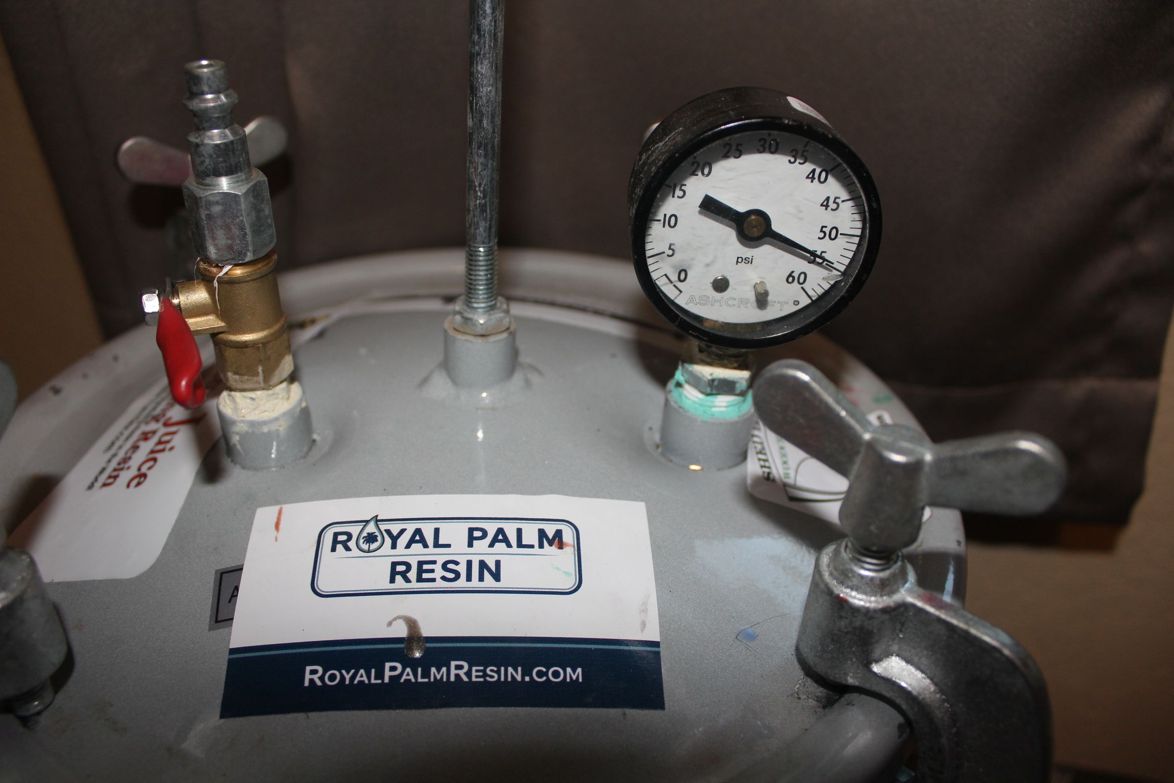 Resin Casting Pecky Cypress : 9 Steps (with Pictures) - Instructables