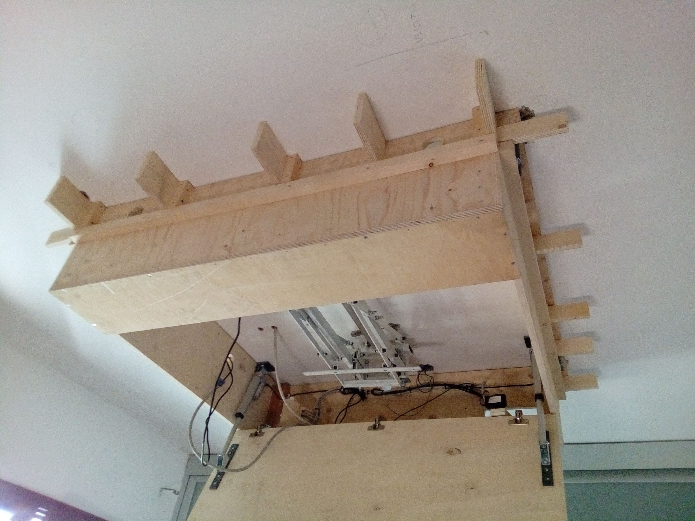 TV LCD 48" Motorized Lift Down Ceiling System : 13 Steps (with Pictures ...