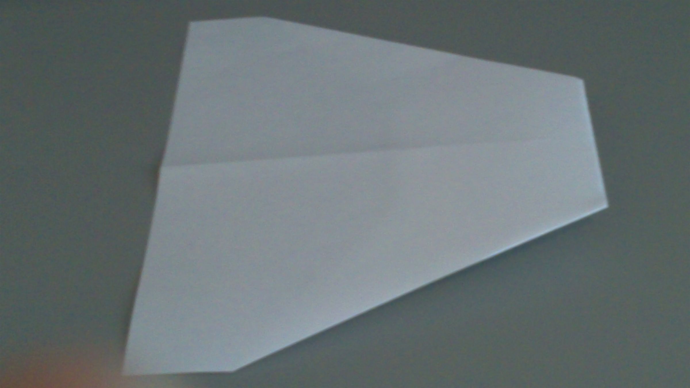 Long Distance Paper Airplane - Instructables