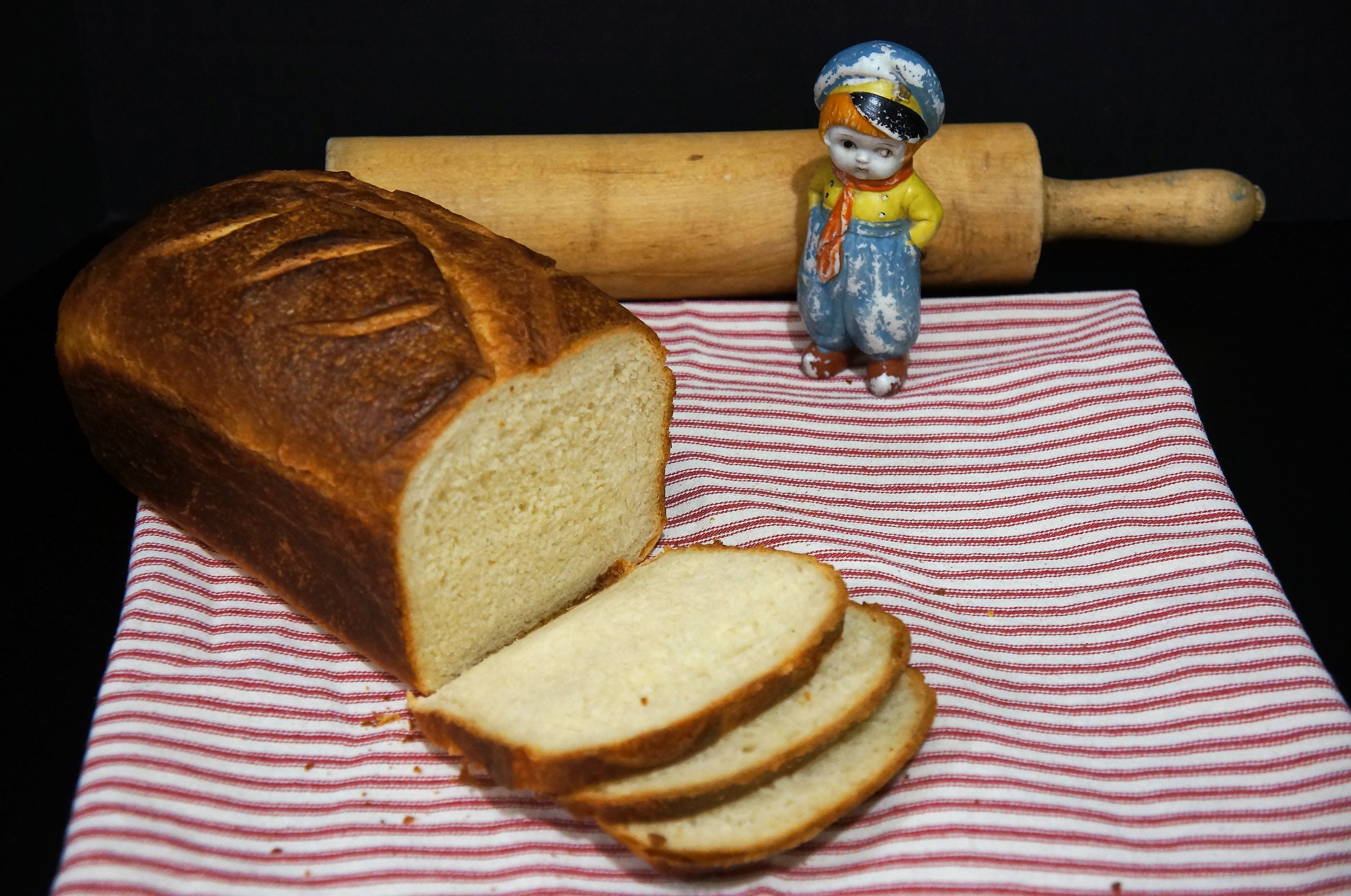 Score Shape Color and Stencil Bread for Bread Lovers : 13 Steps (with ...