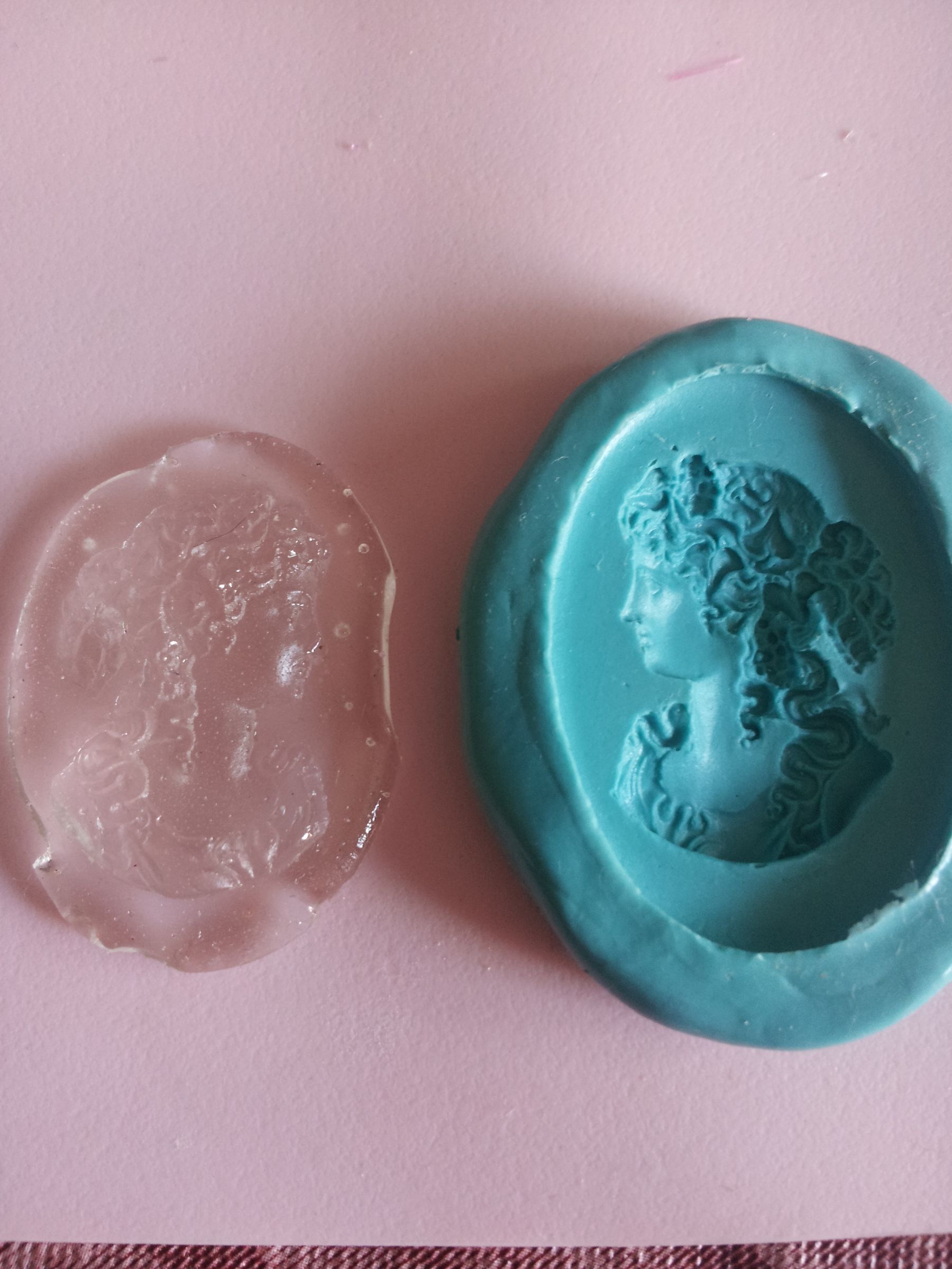 Edible Glass in 30 Seconds : 4 Steps (with Pictures) - Instructables