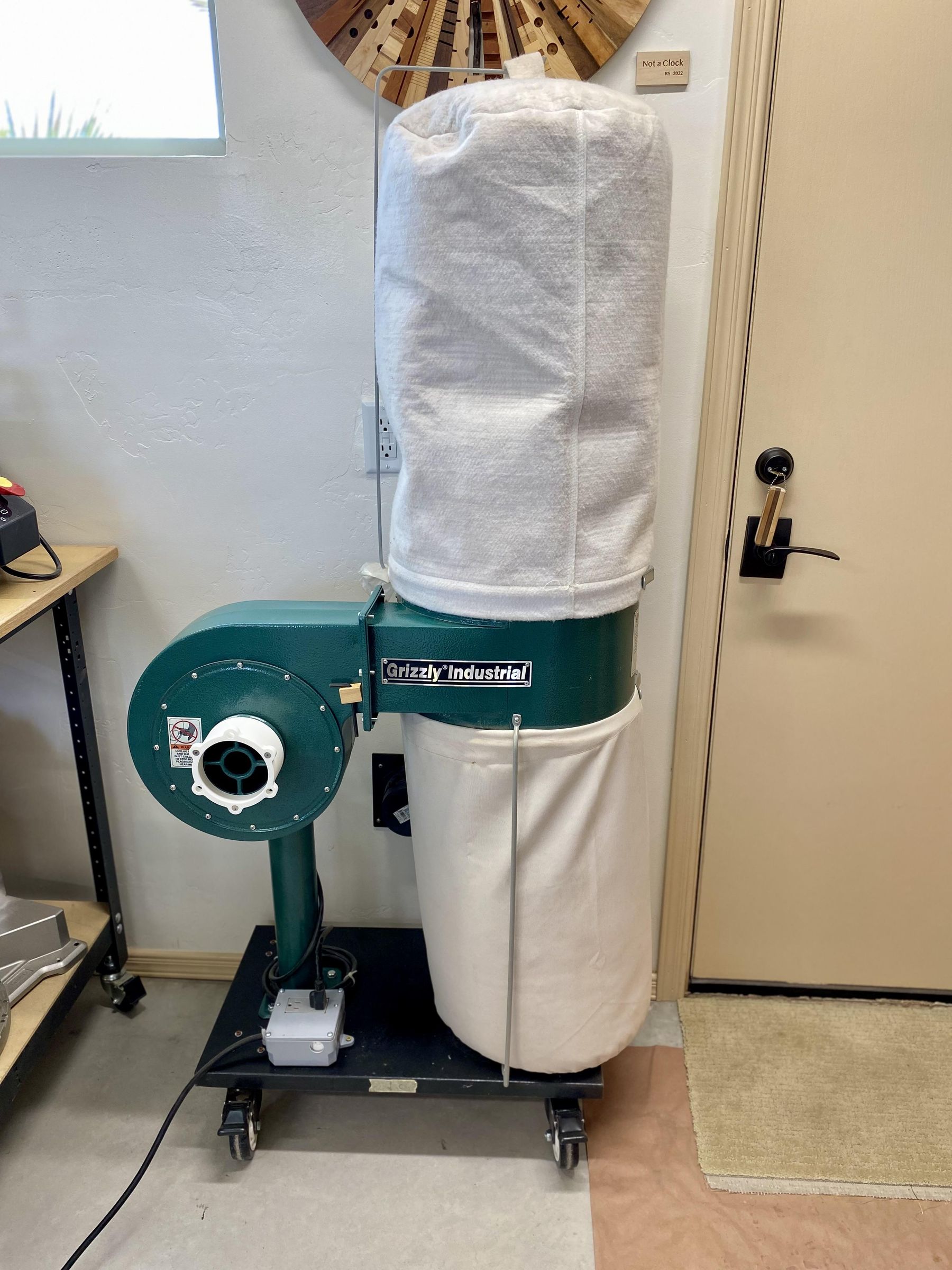 Magnetic Snap-on Dust Collector Adaptors : 3 Steps - Instructables