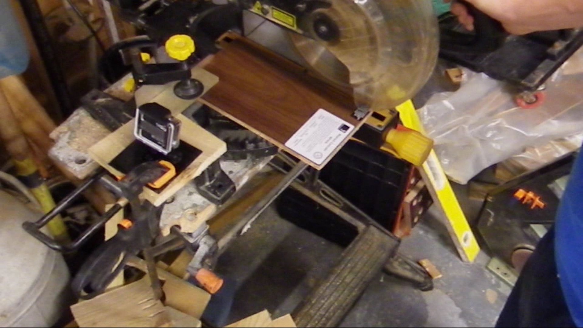 Make a CLAPPERBOARD : 5 Steps - Instructables