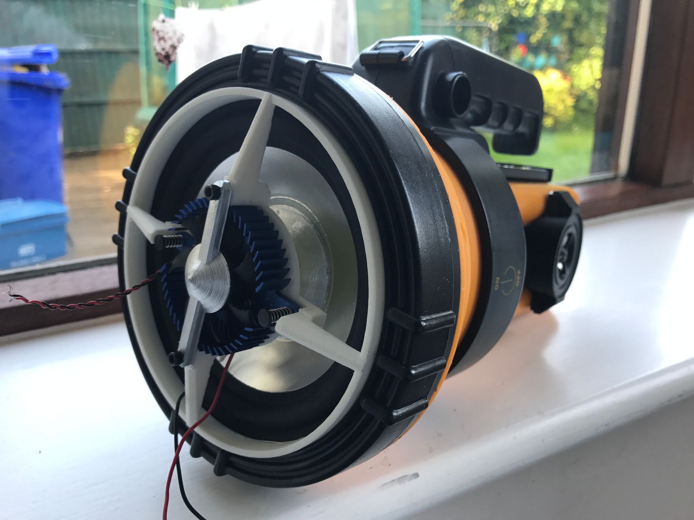 Ultimate Camping Bluetooth Speaker / LED Torch : 4 Steps (with Pictures ...