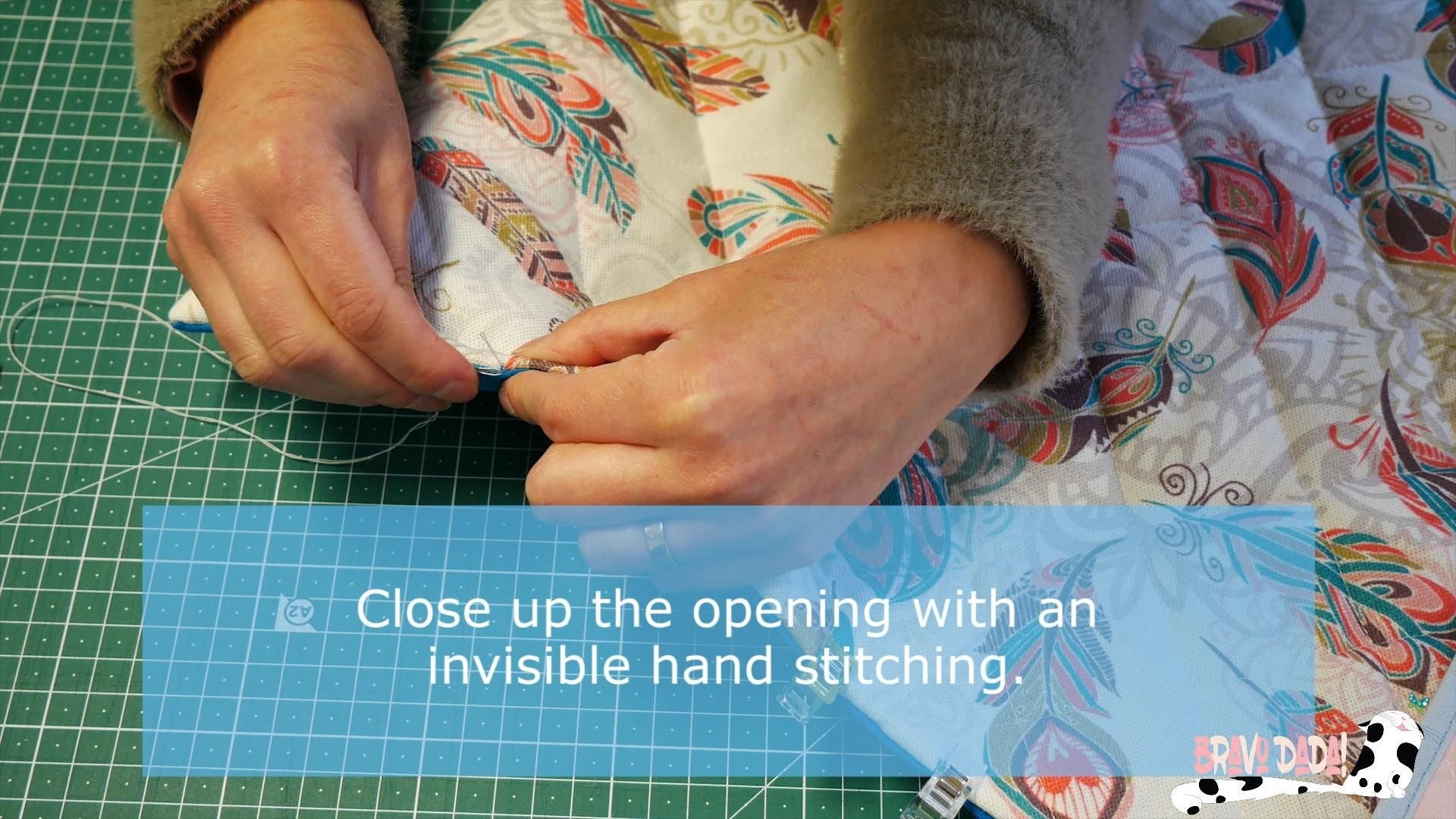 DIY How to Make a Quilted Sewing Machine Mat With Pockets and Thread ...