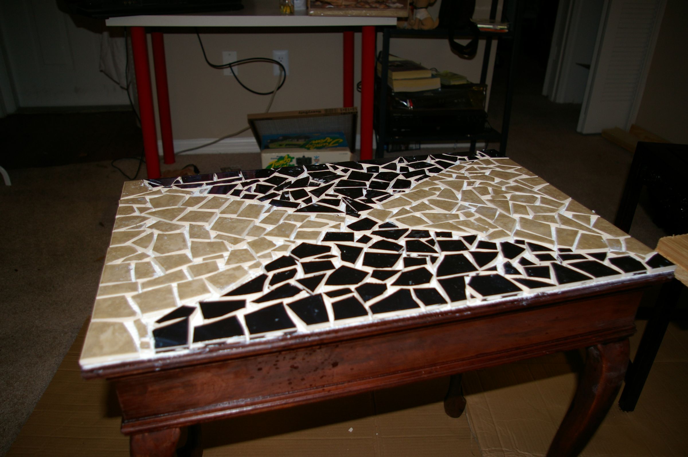 Broken Tile Table : 3 Steps - Instructables