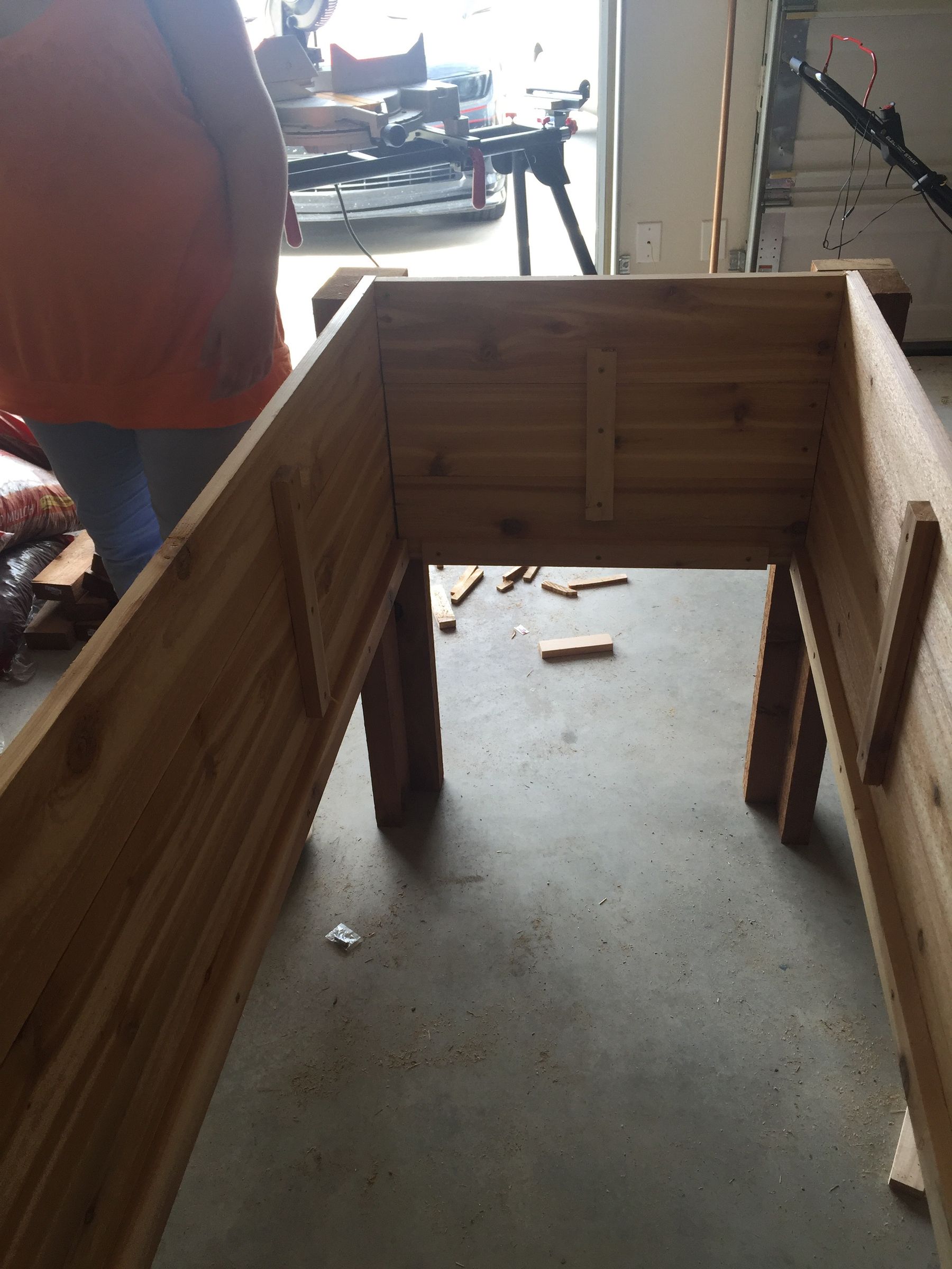 Elevated Planter Raised Bed : 5 Steps (with Pictures) - Instructables