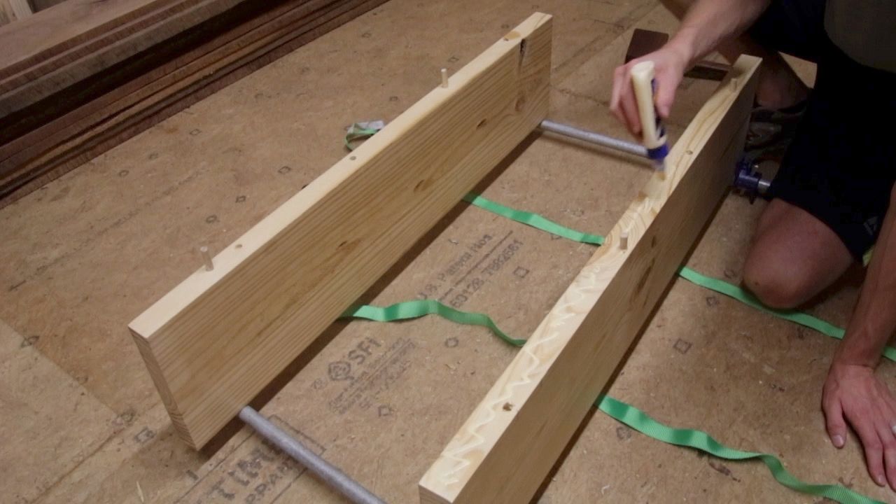 Simple Modern Writing Desk : 7 Steps (with Pictures) - Instructables