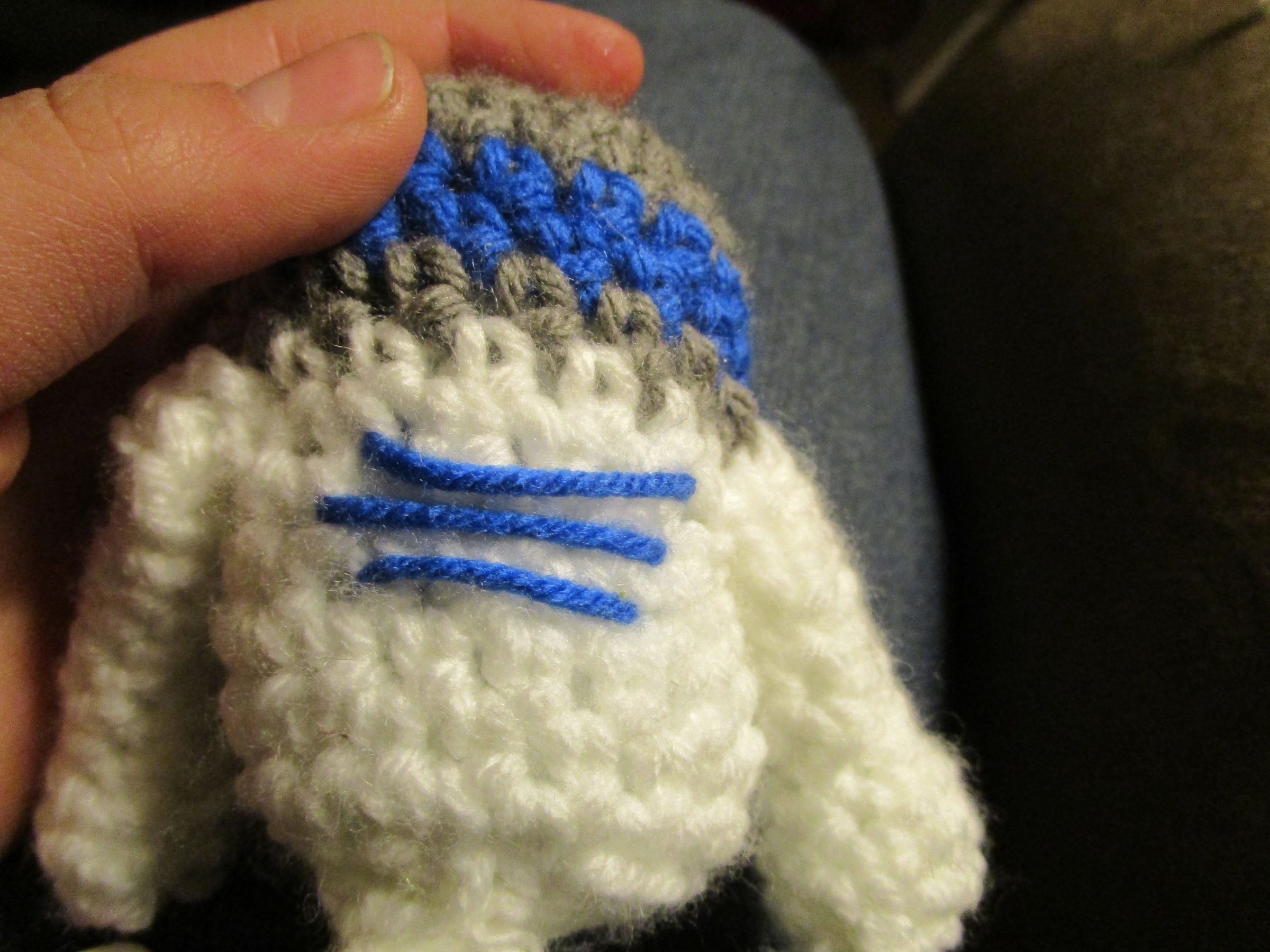 Crochet R2 D2 : 3 Steps - Instructables