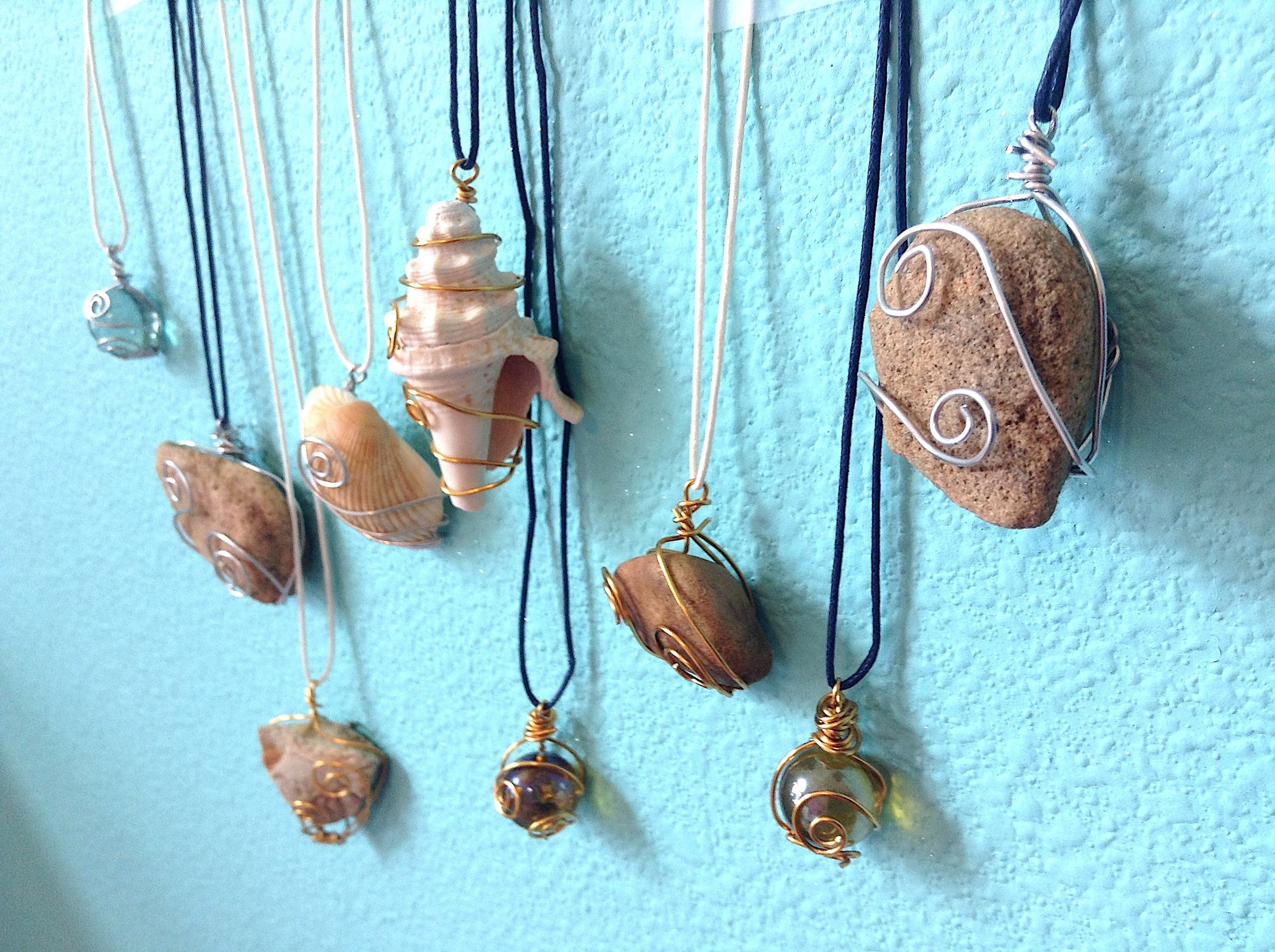 Elegant and Easy Wire Pendants From Common Items : 7 Steps - Instructables