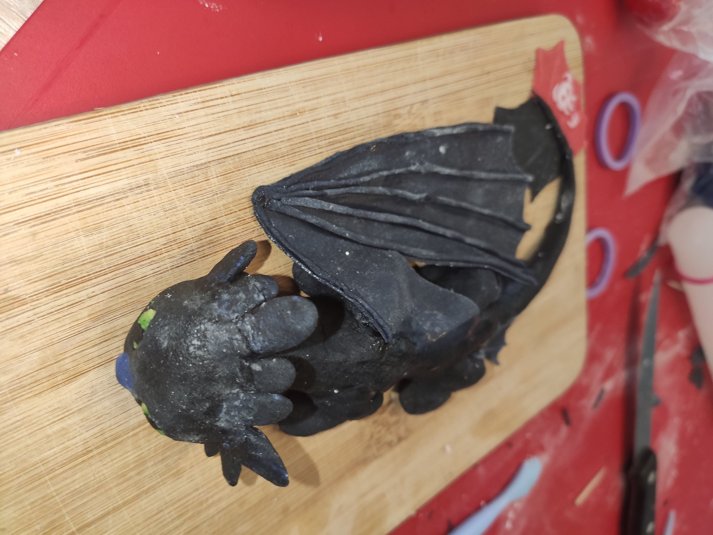 Toothless - Cake Fondant : 4 Steps - Instructables