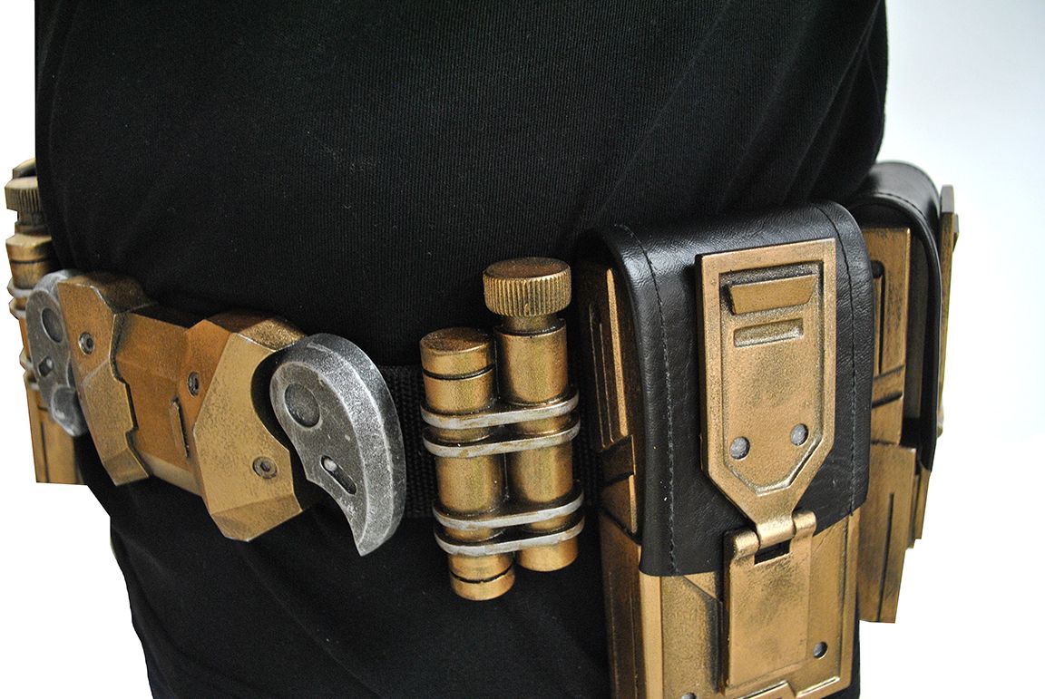 Batman Arkham Knight Utility Belt : 9 Steps (with Pictures) - Instructables