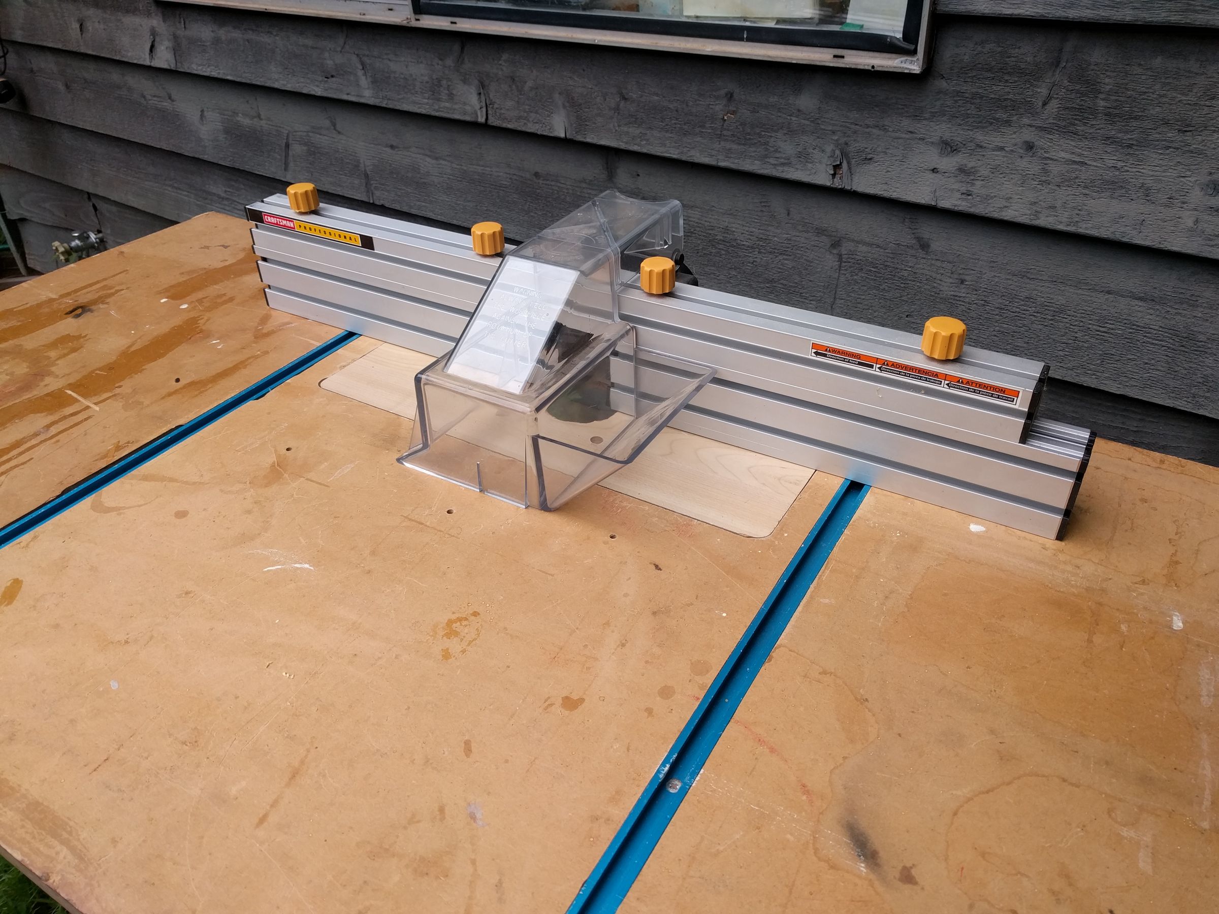 Cheap Folding Project/router Table : 4 Steps (with Pictures ...