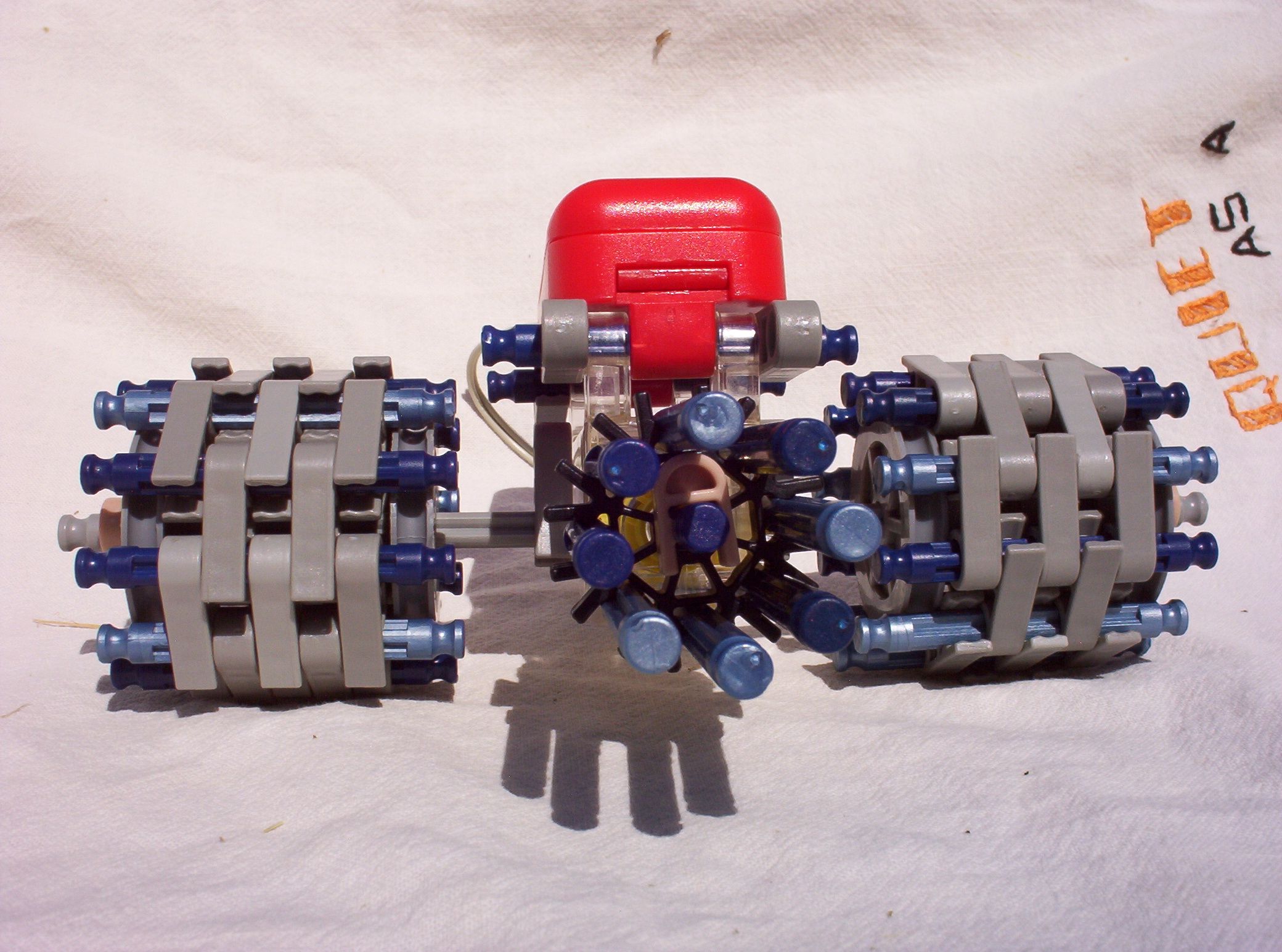 Tiny Motorized Tank! : 11 Steps - Instructables