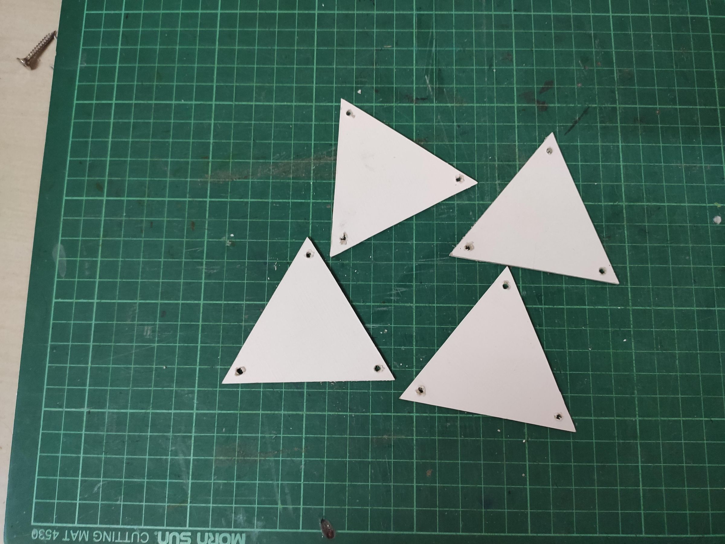 Triangle Robot V2 : 6 Steps (with Pictures) - Instructables