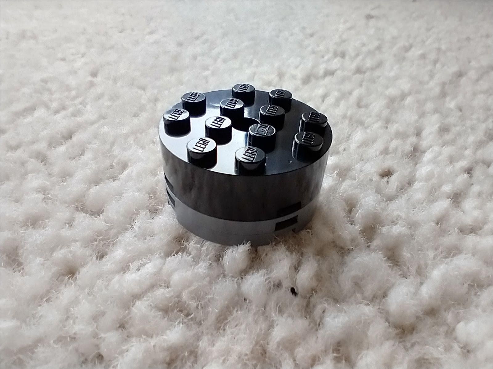 Lego Microphone Money Hider : 5 Steps (with Pictures) - Instructables