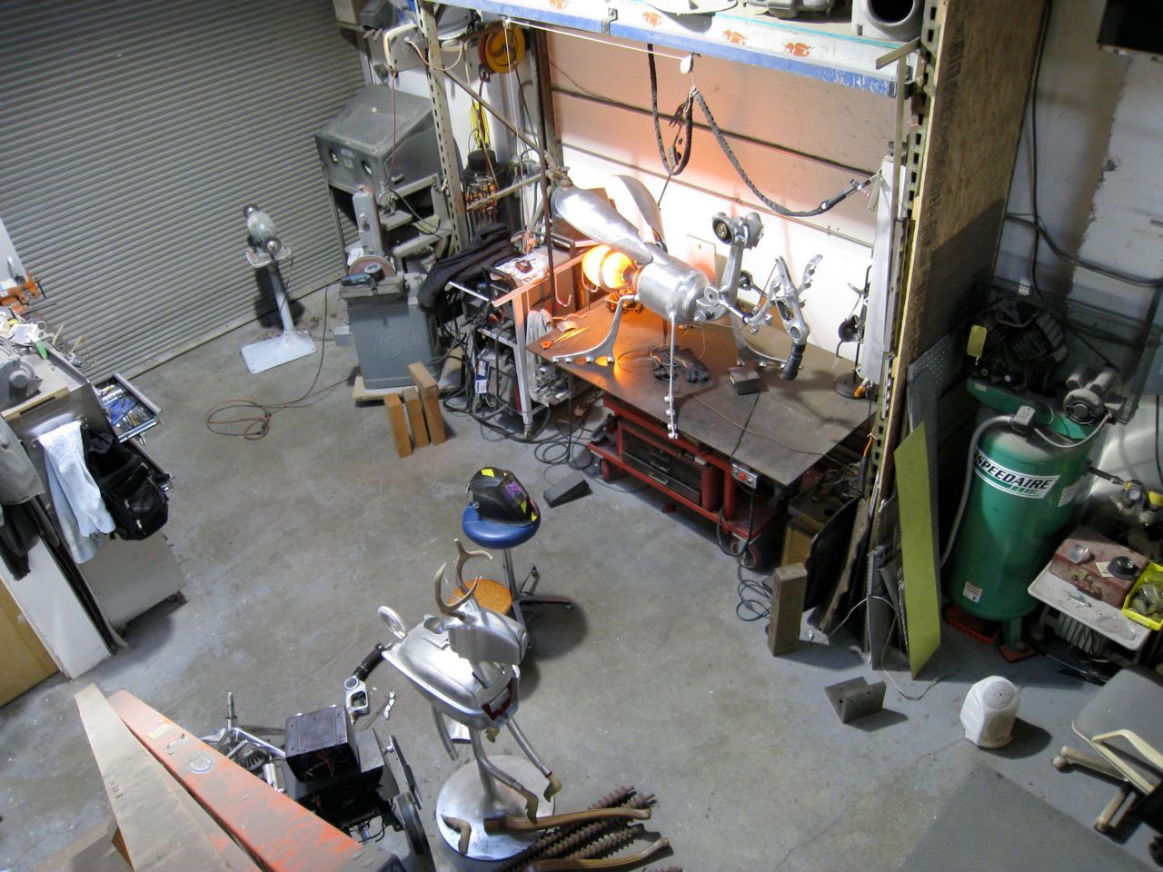 "Homunculus" Kinetic Robot Sculpture From Found Materials : 7 Steps ...