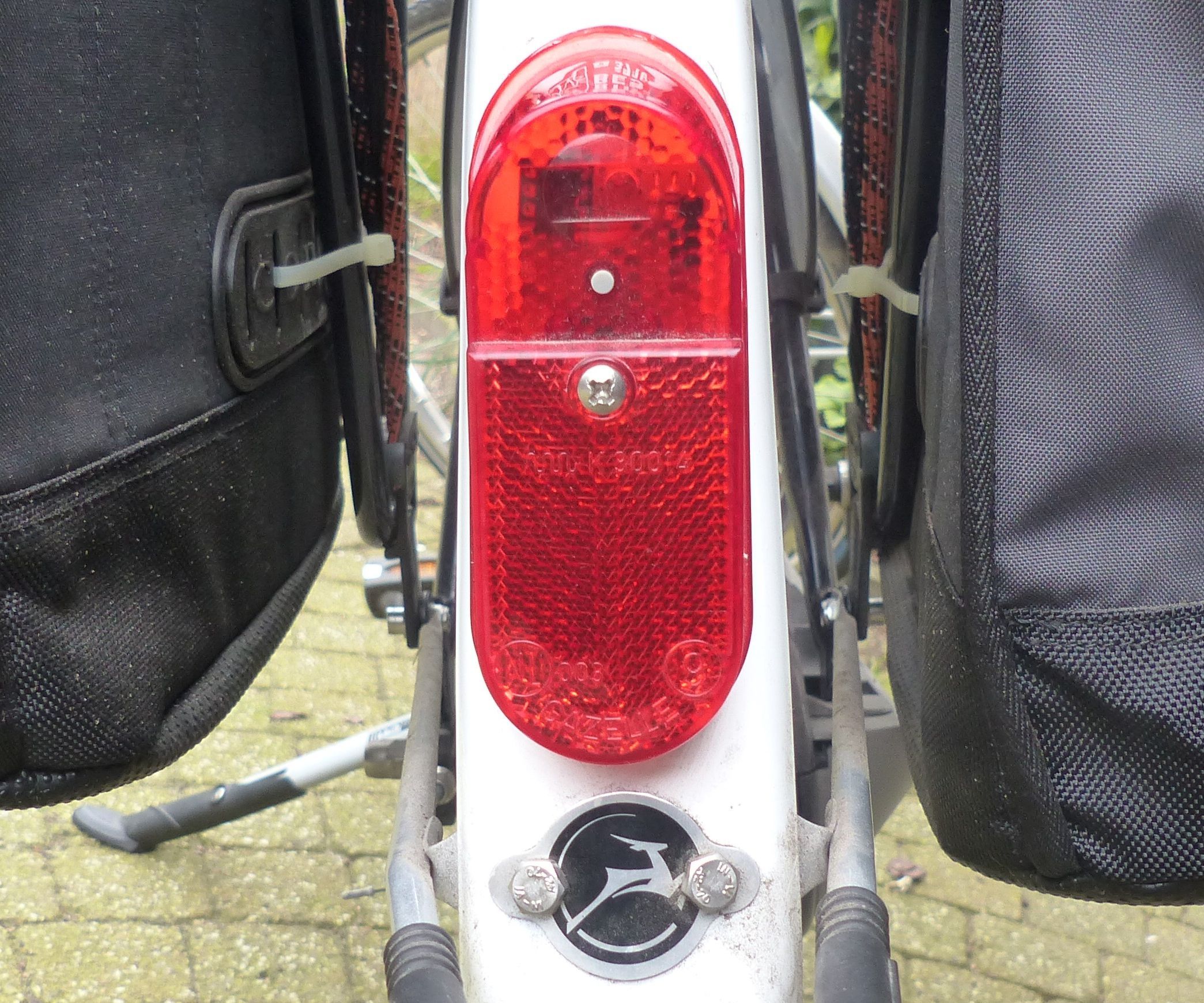 Intelligent Tail Light : 3 Steps - Instructables