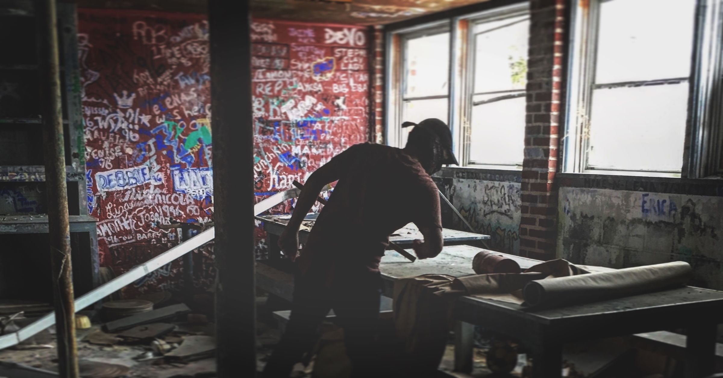 How to Go Urban Exploring for Photographers : 6 Steps (with Pictures ...