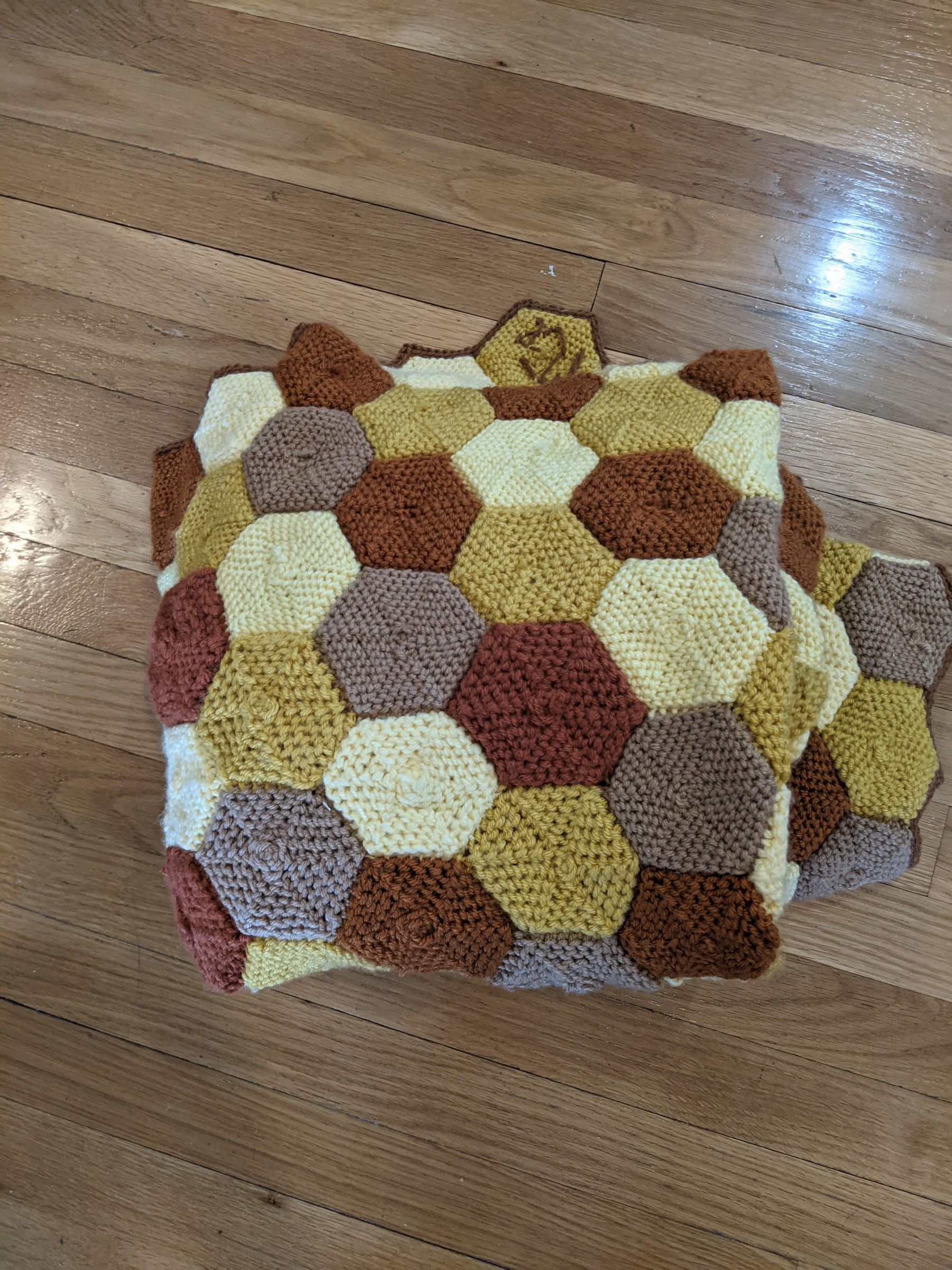 Honeycomb Blanket! : 5 Steps - Instructables