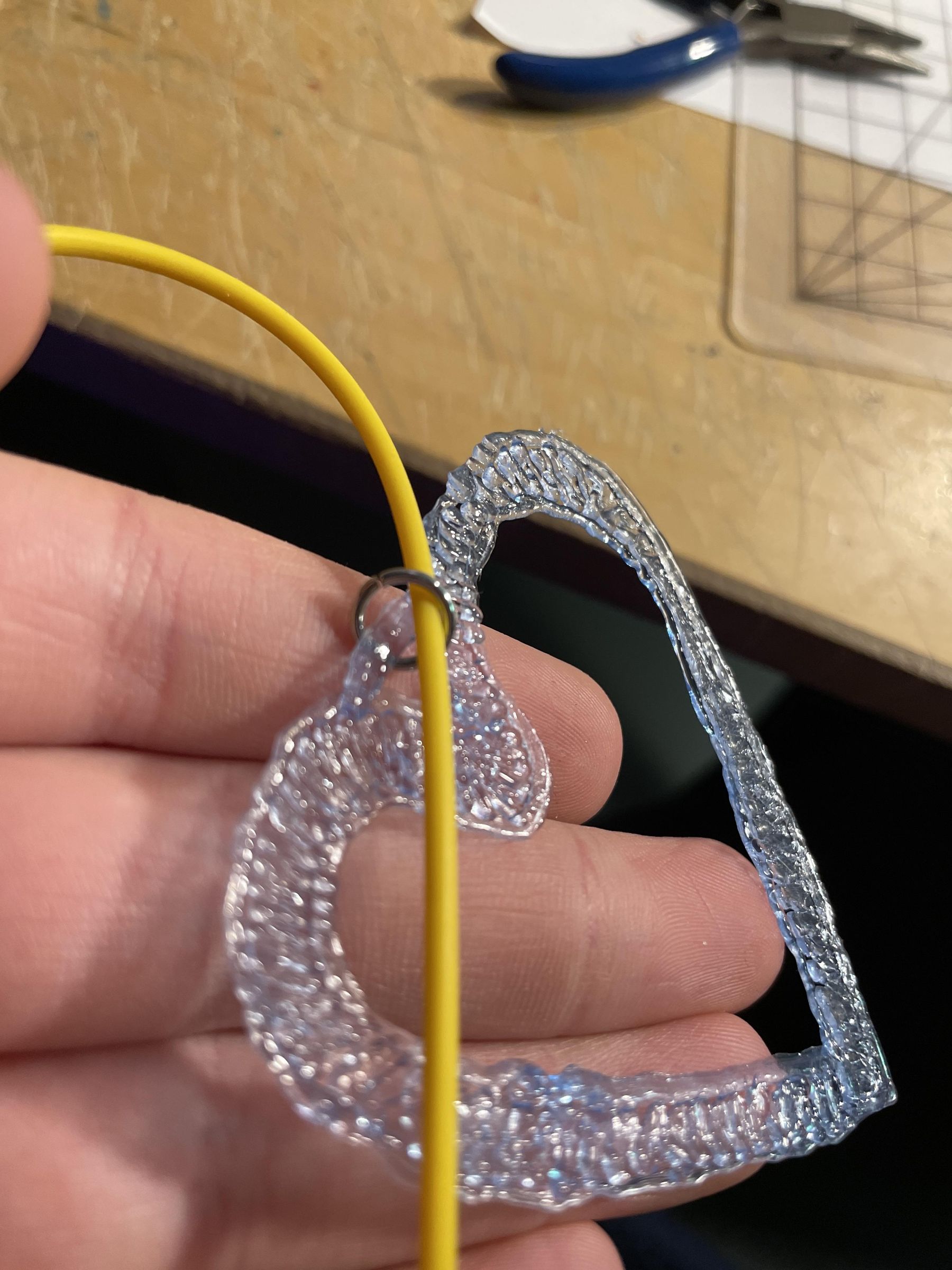 Cool 3D Pen Jewelry! : 5 Steps - Instructables