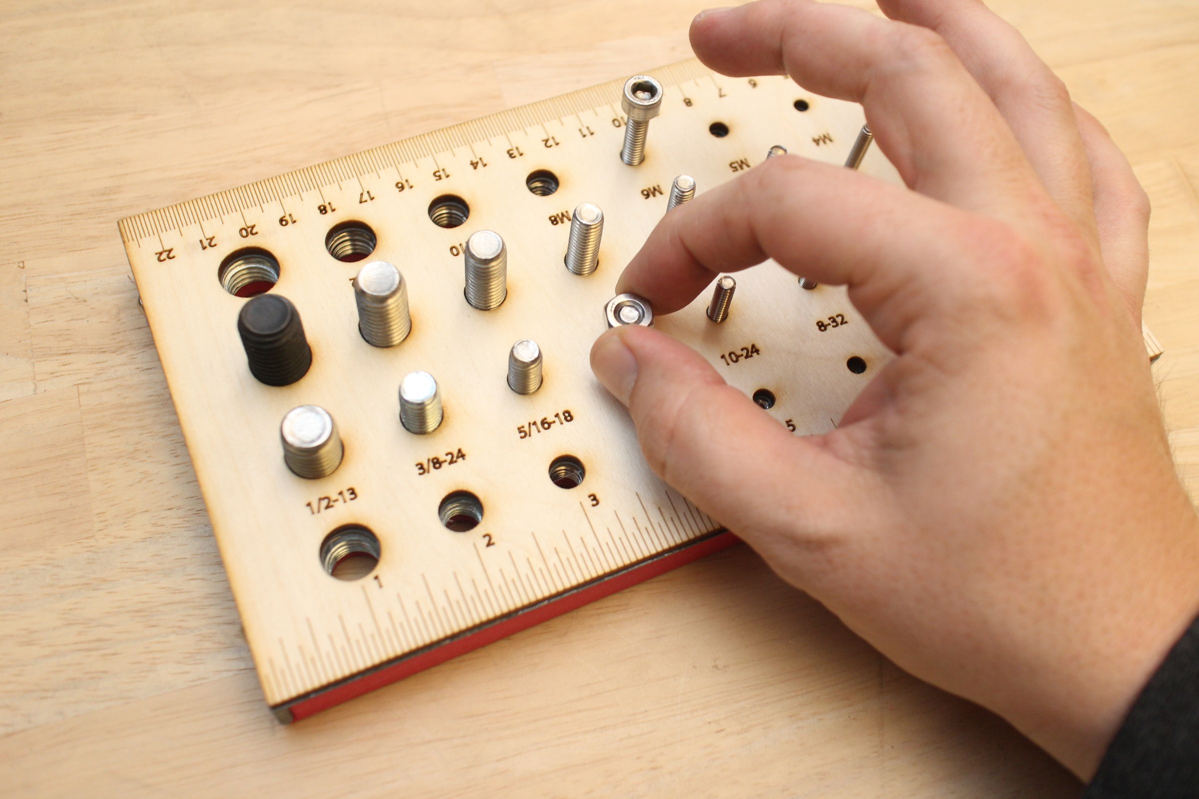 Thread ID Tool : 5 Steps (with Pictures) - Instructables