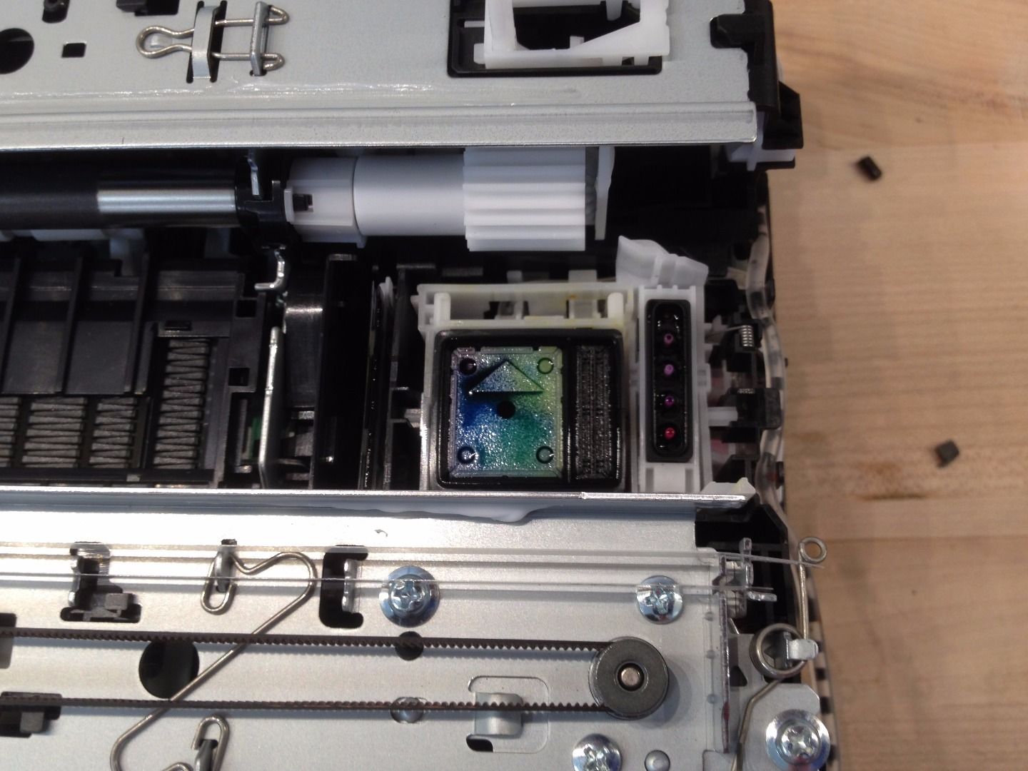 Disassembling a Brother MFC-J450DW Printer : 31 Steps - Instructables
