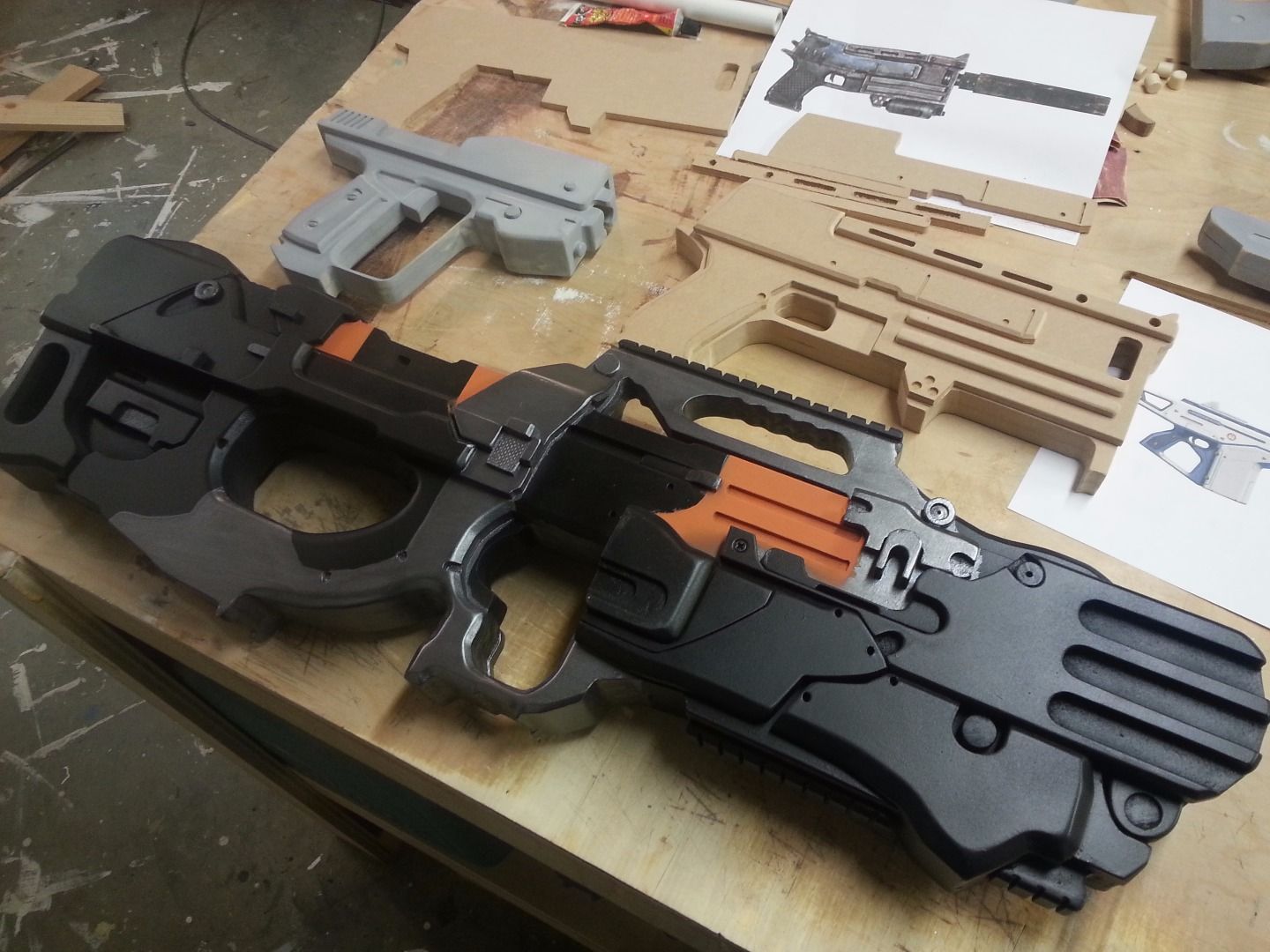 Crysis Typhoon Minigun Prop : 9 Steps (with Pictures) - Instructables
