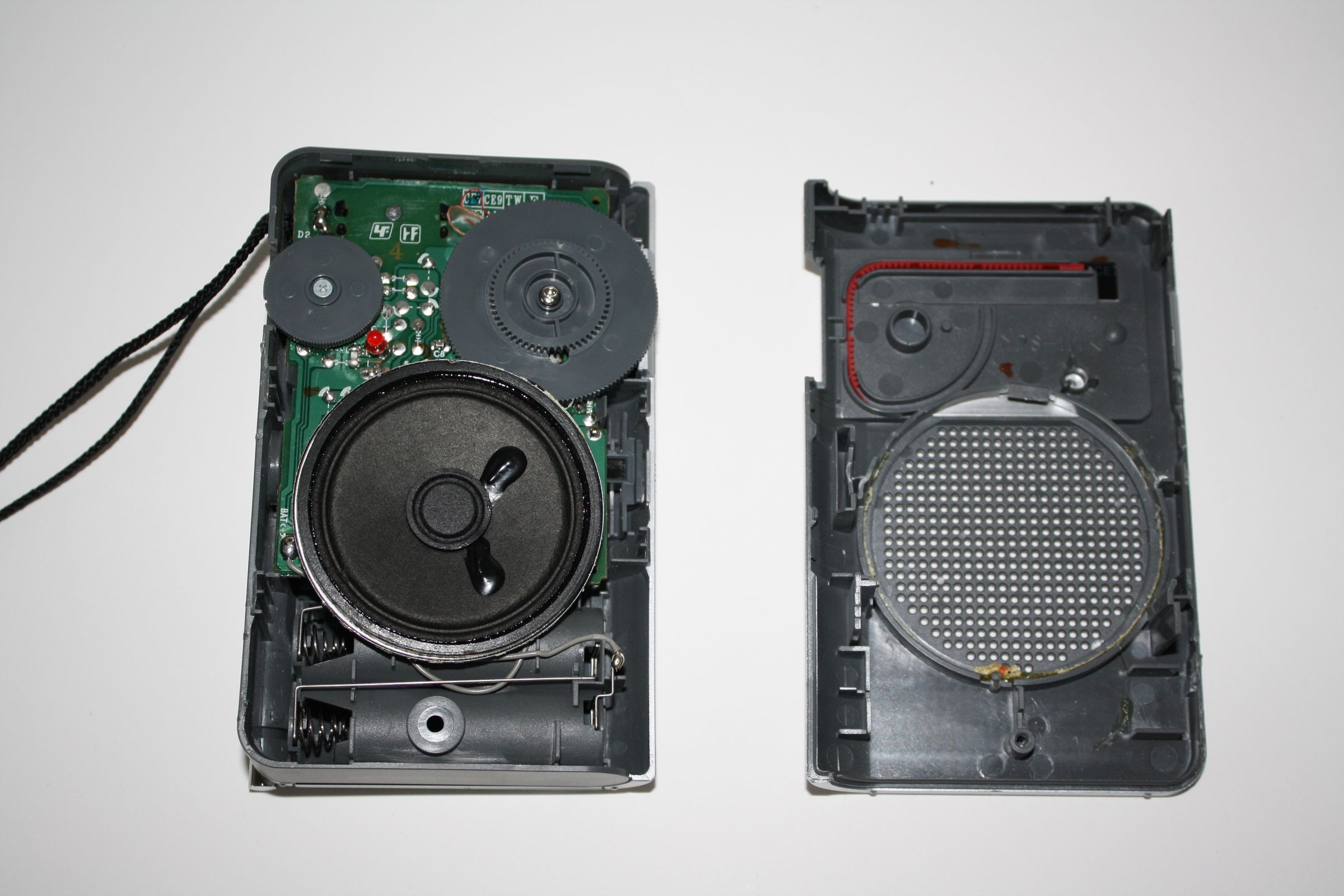 Coin Radio: Hacking a Radio : 13 Steps (with Pictures) - Instructables