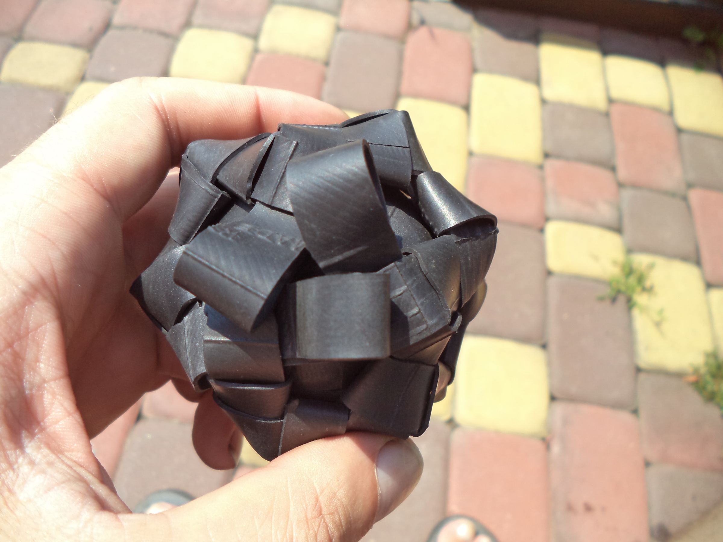 Dodeca Rubber Fidget Ball From Inner Tubes : 13 Steps (with Pictures) - Instructables
