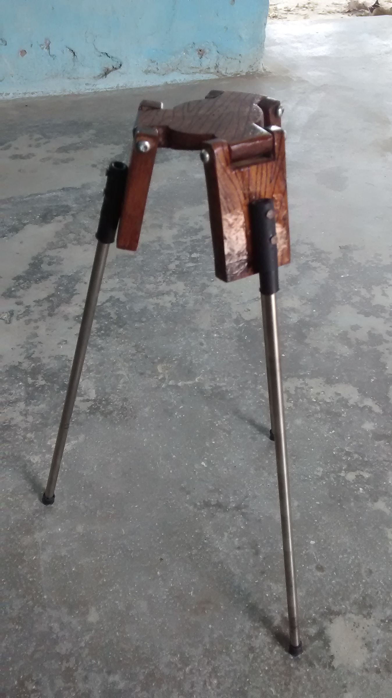 Home Made Tripod : 6 Steps (with Pictures) - Instructables