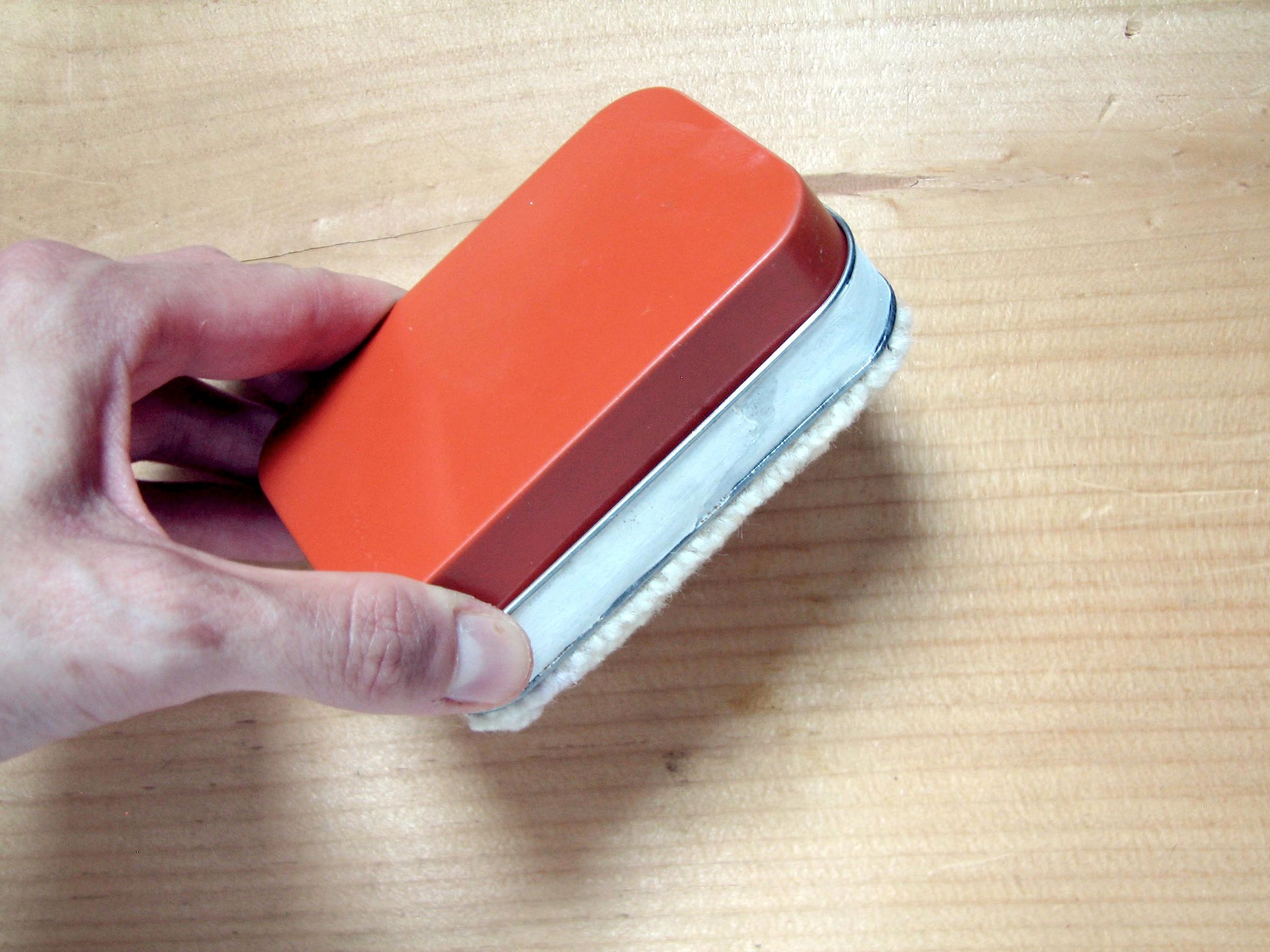 Mini Chalkboard Eraser (With Hidden Chalk Storage) : 5 Steps (with ...