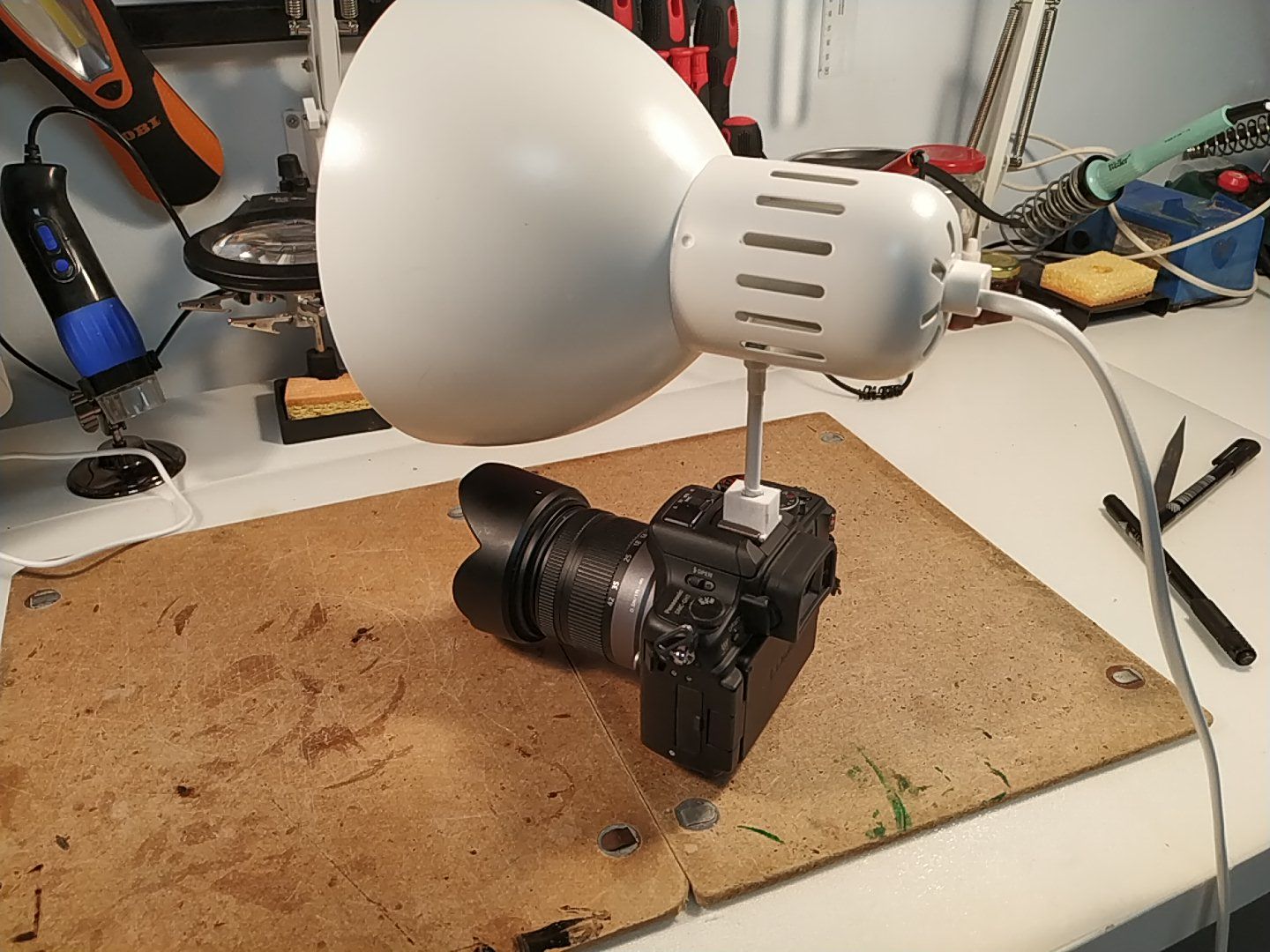 DSLR Camera Lamp : 4 Steps - Instructables