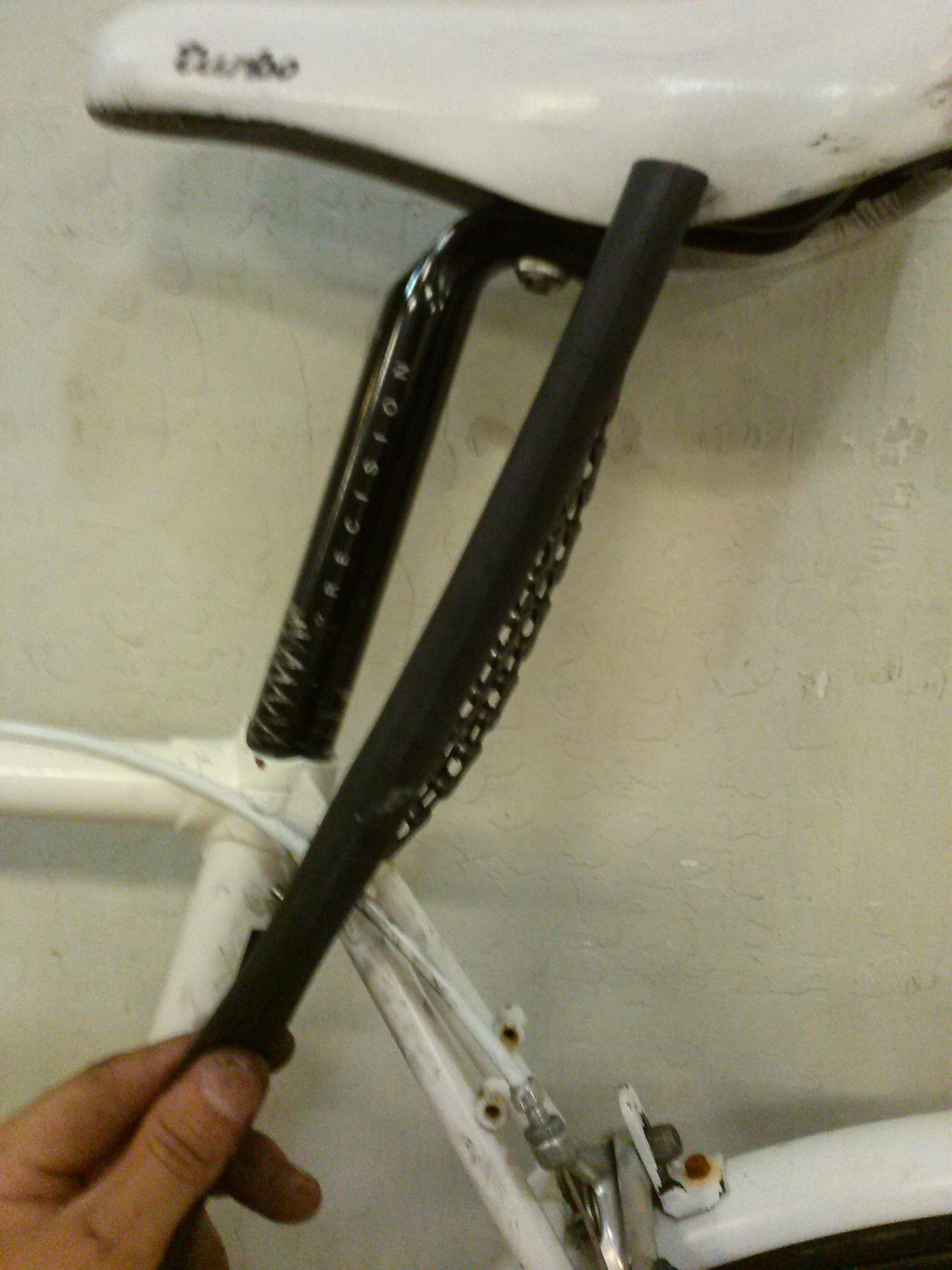 Bike Seat Chain Lock (that Doesn't Look Stupid) : 5 Steps (with ...