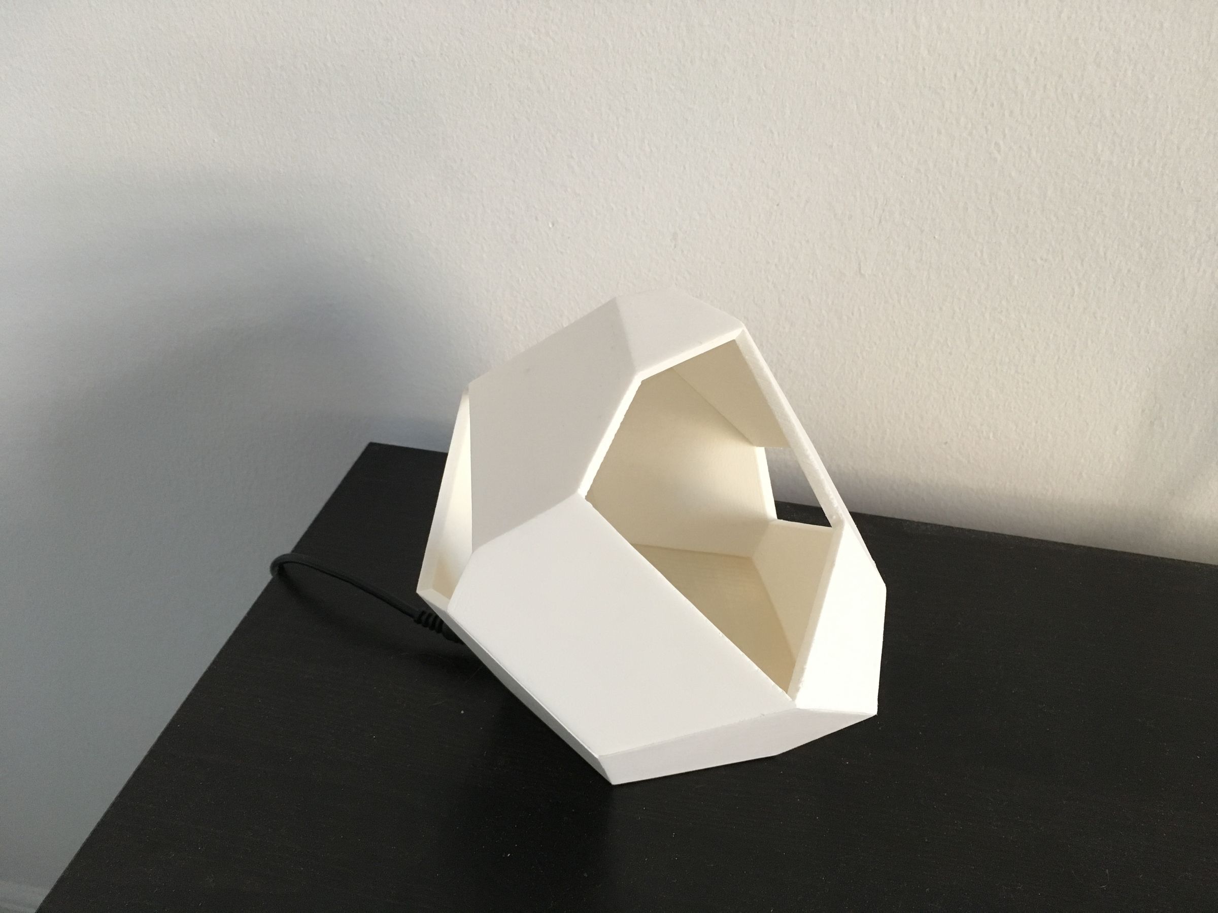 Low-Poly Geometric Lamp : 16 Steps (with Pictures) - Instructables