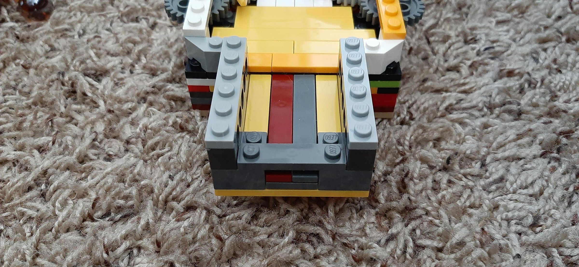 Lego Mini Pinball : 7 Steps - Instructables