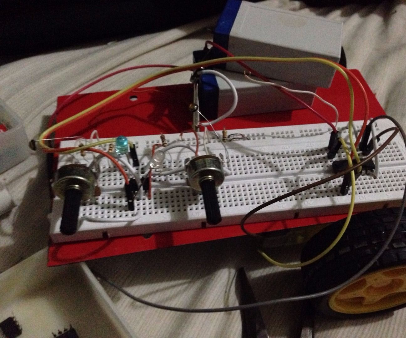 Light Seeking Robot/Car - Instructables