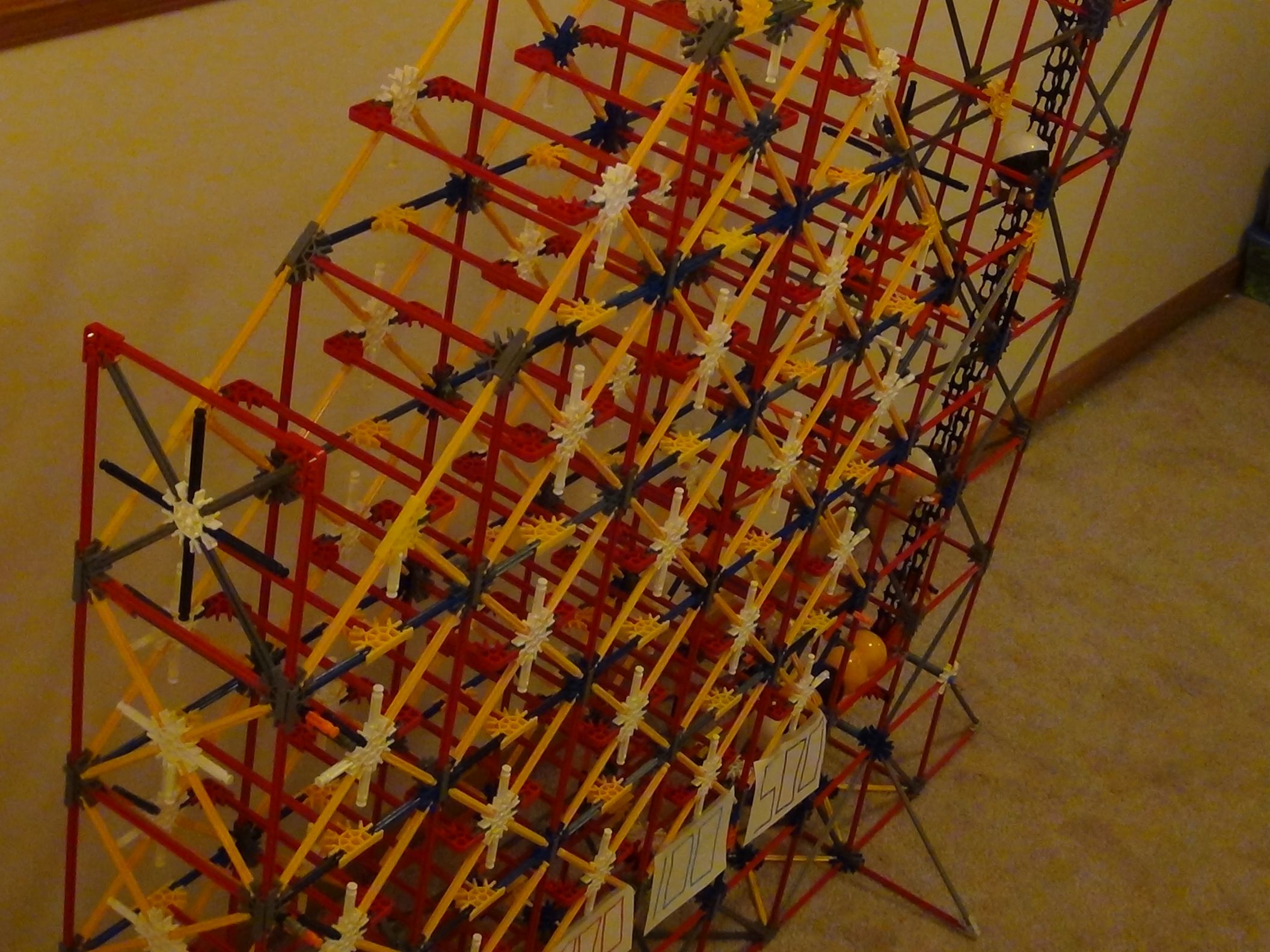 Knex Plinko Machine - Instructables