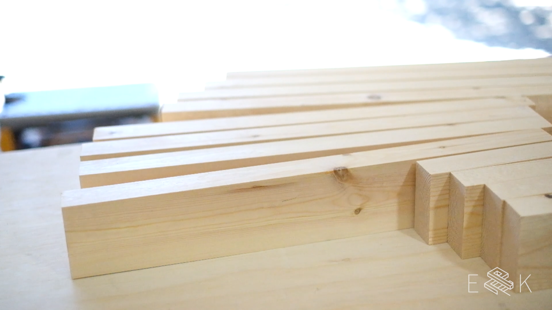 $9 2x4 Side Table : 6 Steps (with Pictures) - Instructables