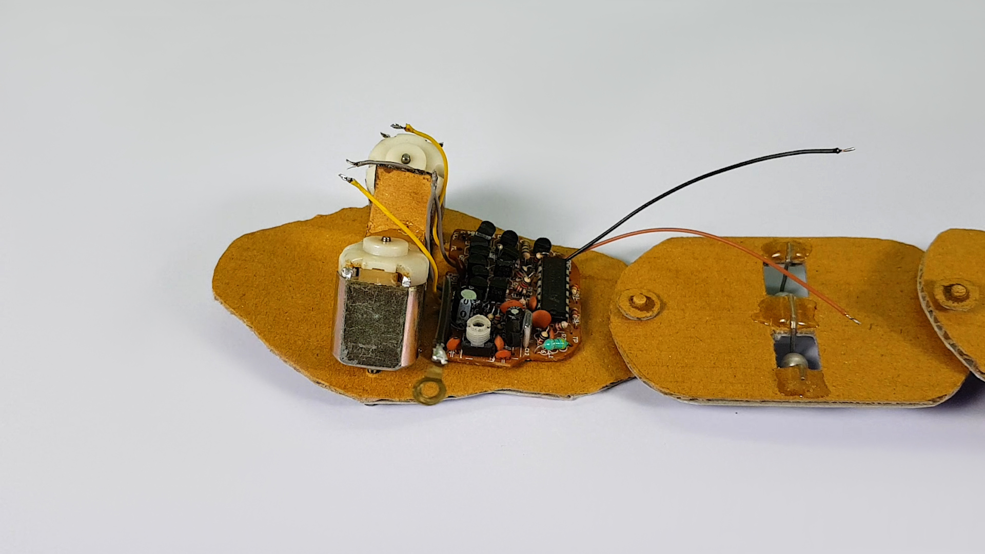 DIY - Remote Control Snake : 7 Steps (with Pictures) - Instructables