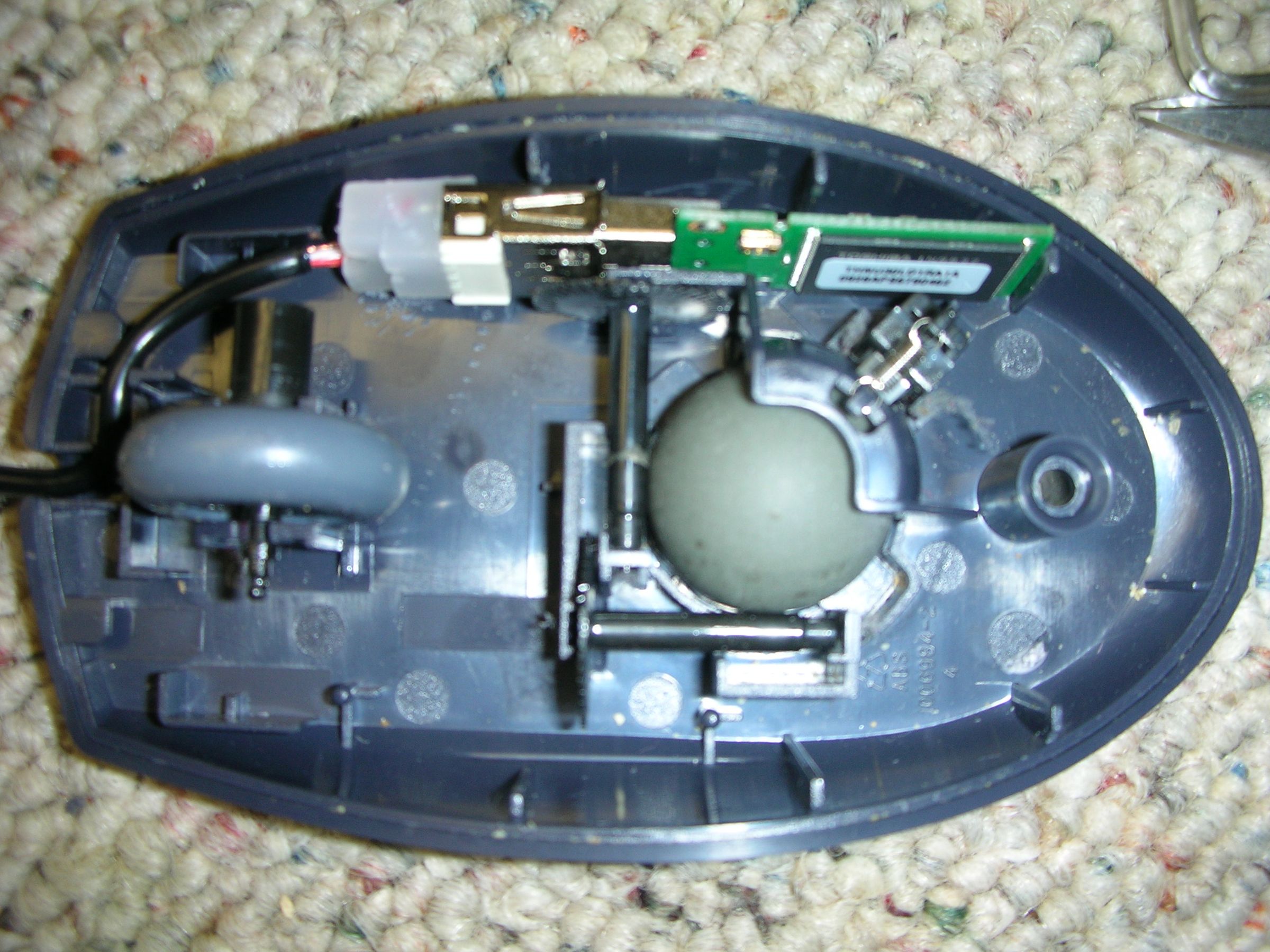 USB Mouse Flash Drive Hack : 8 Steps - Instructables