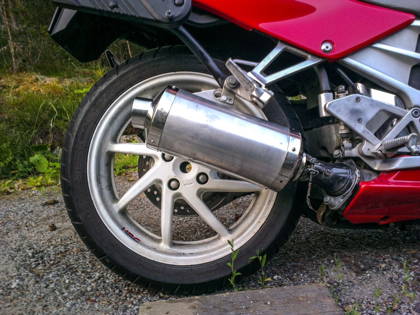 The Ultimate Motorcyle Sound : 6 Steps - Instructables