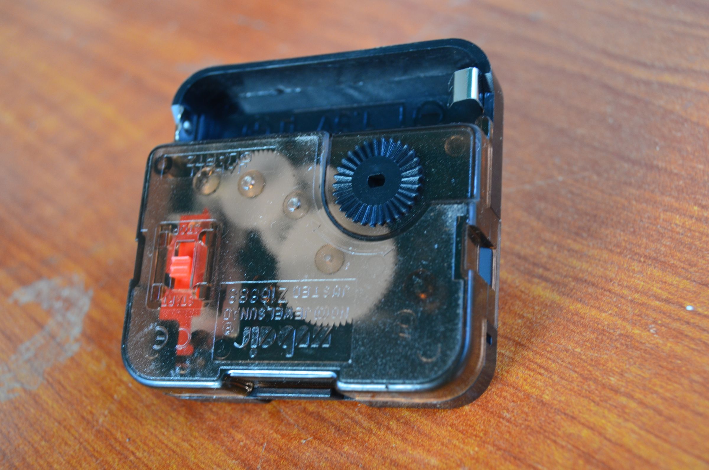 The Classic Wall Clock : 8 Steps (with Pictures) - Instructables